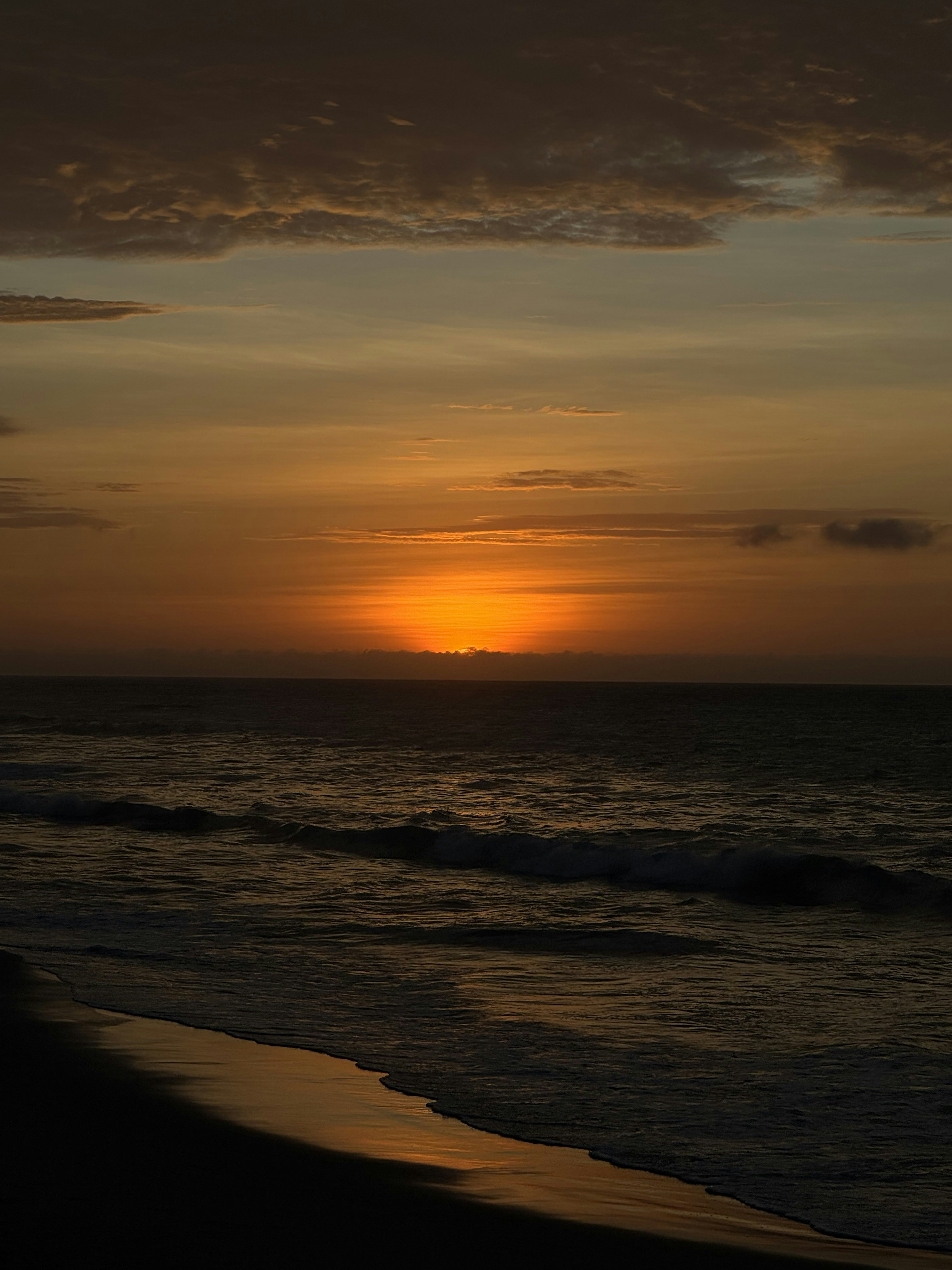 Quiet Horizon at Sunset Over a Velvet Sea