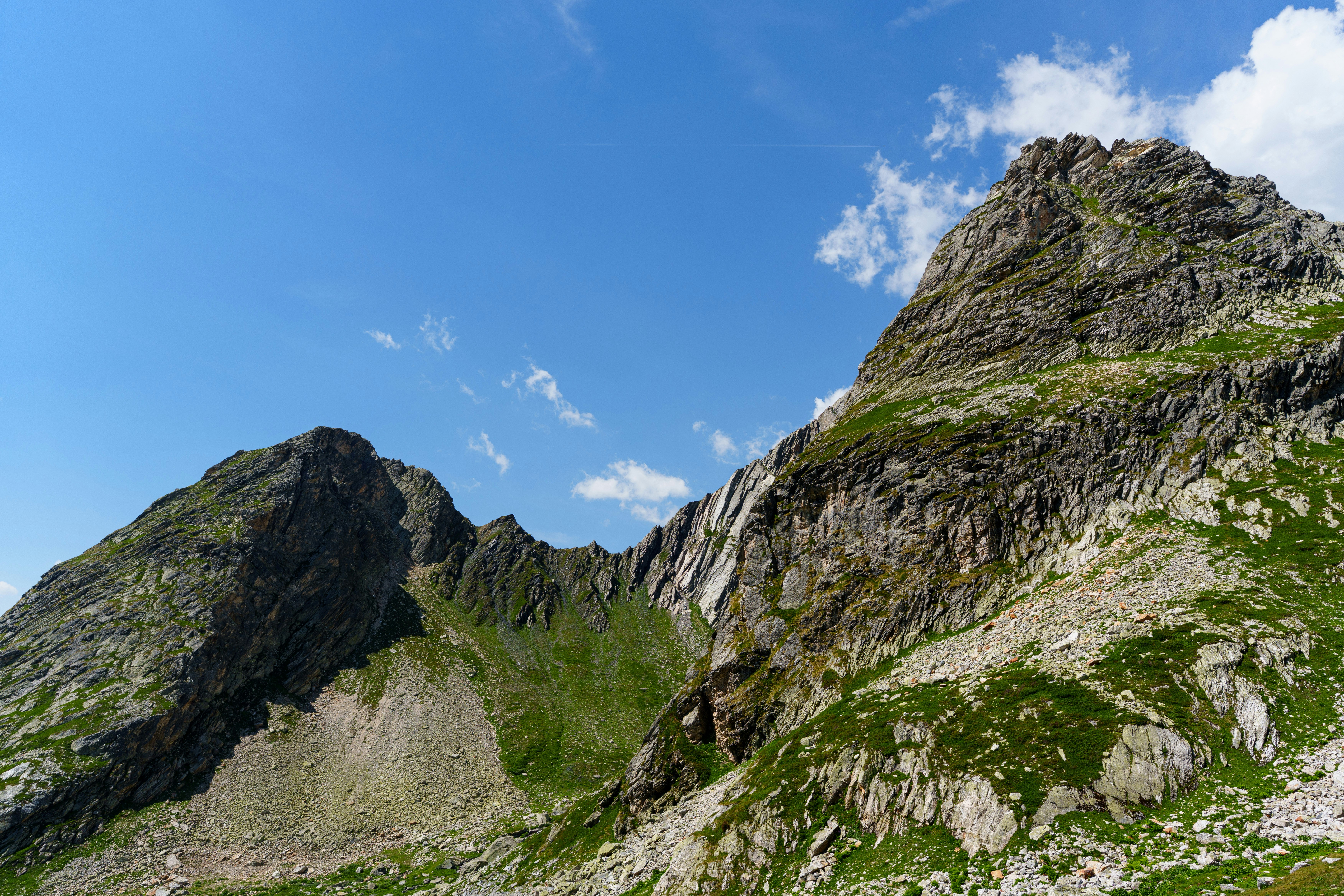 Peak Crown Under a Sky of Blue
