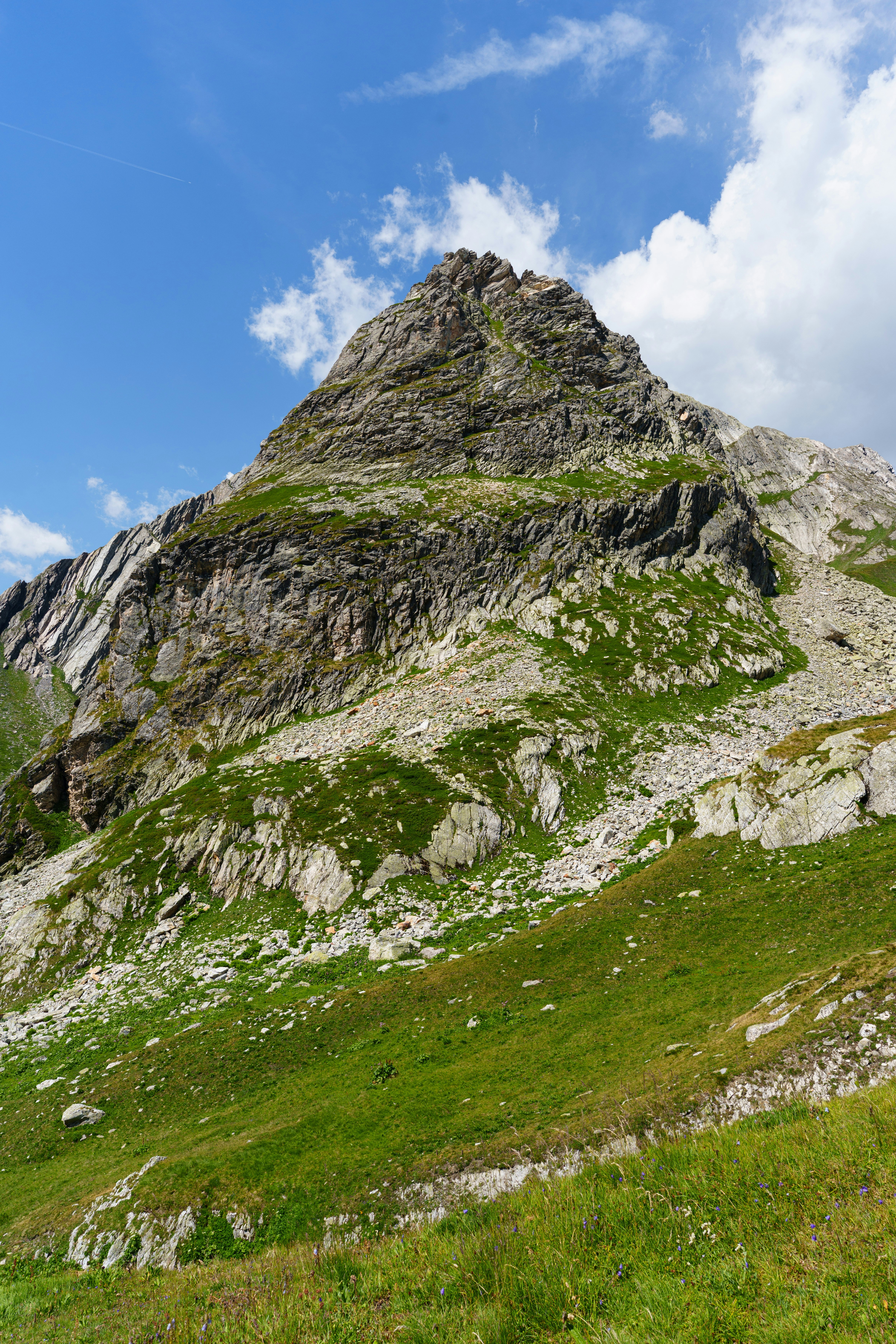 Stone Peak Crowned by Sky: A Mountainous Panorama