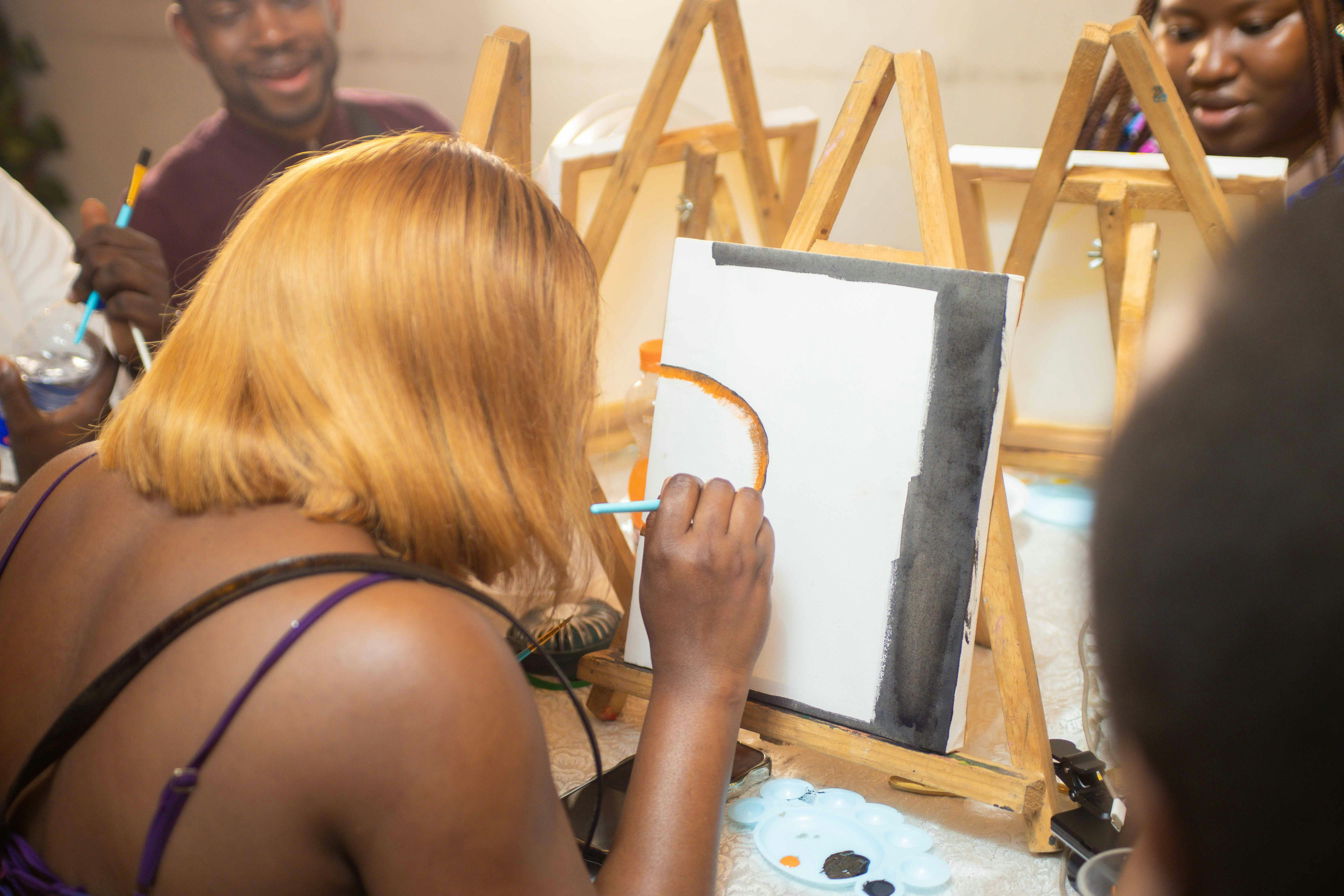 Portrait of a Painter in Focus: Studio Light and Creative Sparks