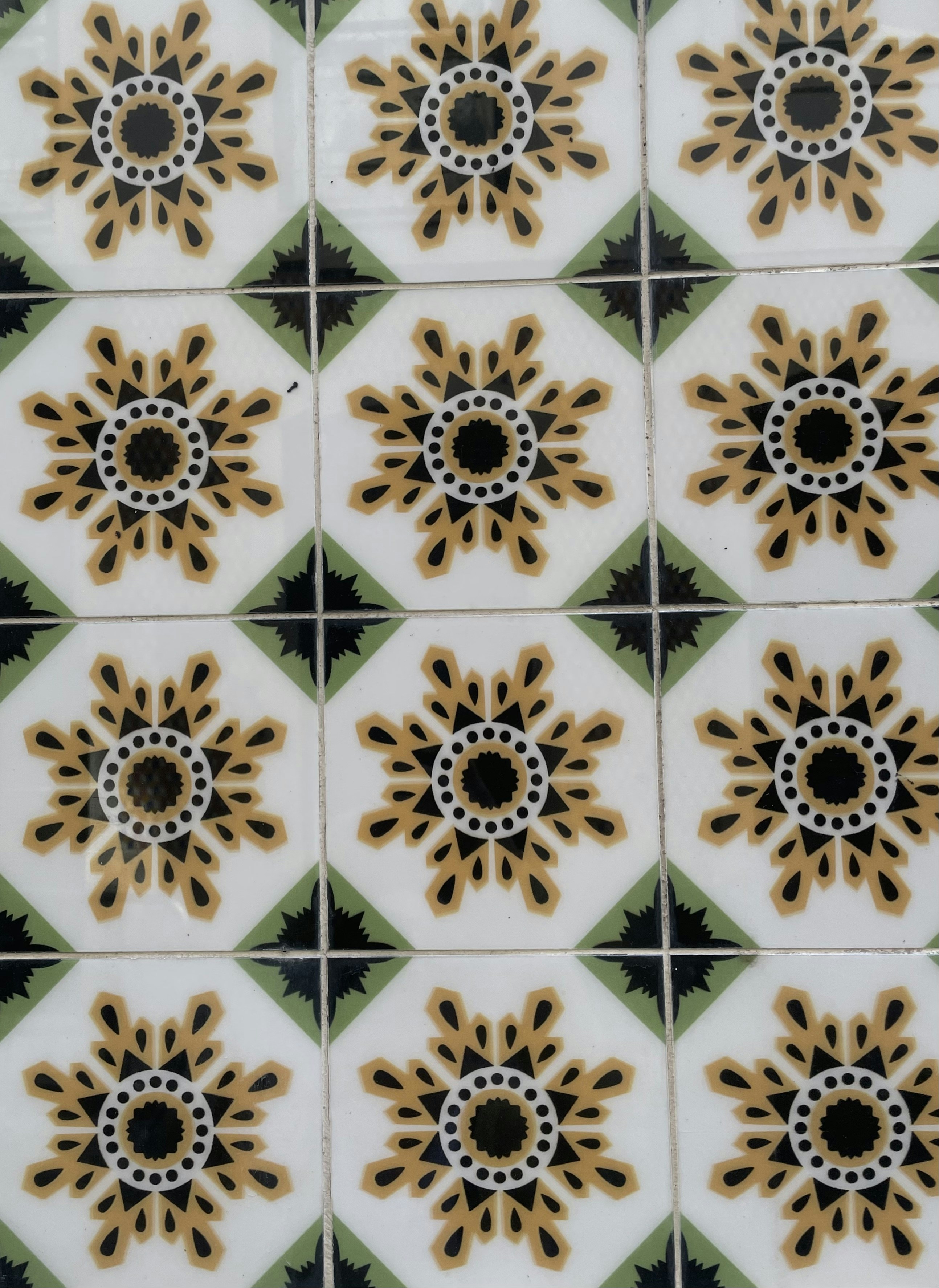 Patterned Sunbursts: Tiles of Repetition in a Mosaic