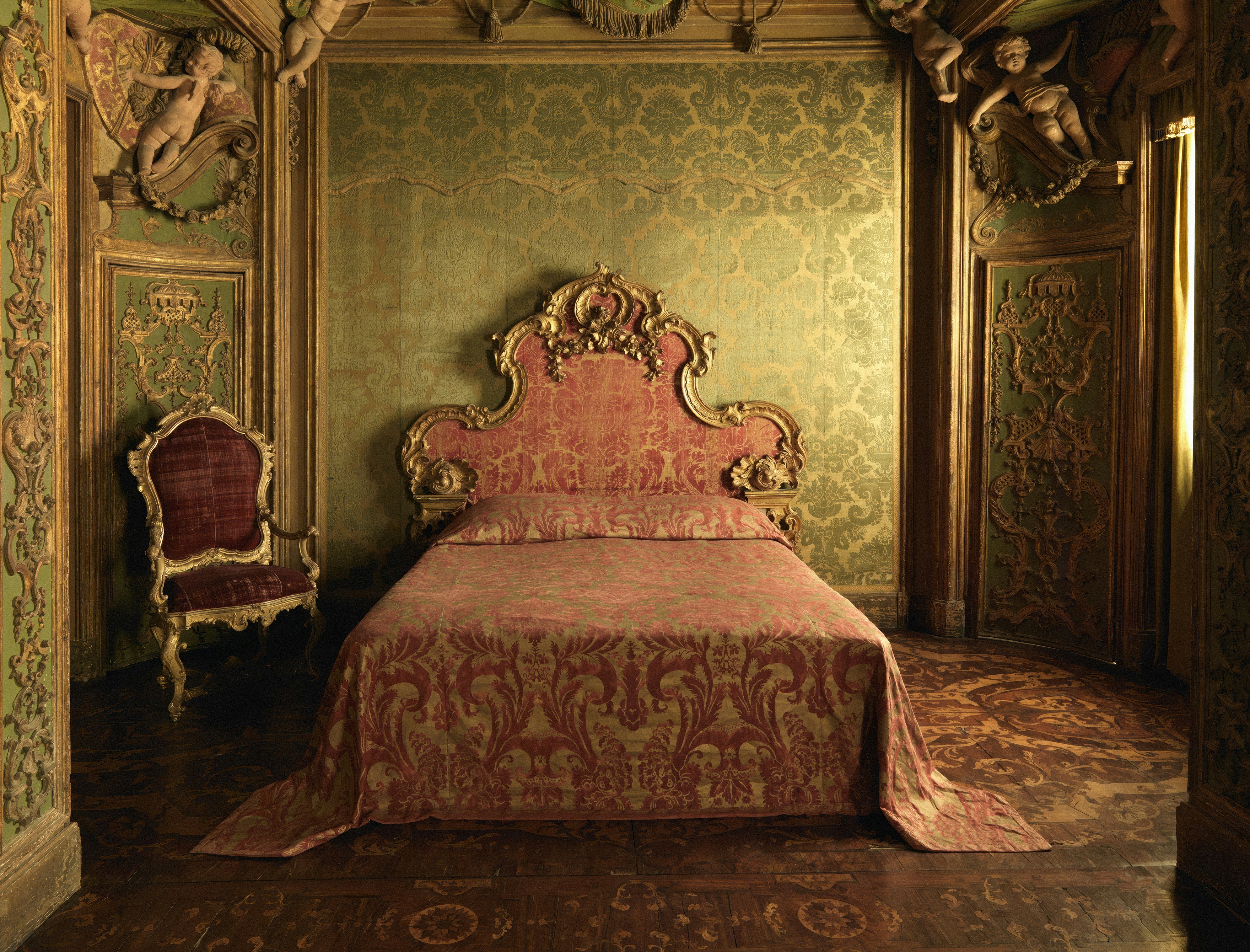 Title: Bedroom from the Sagredo Palace,Artist: Stuccowork probably by Abbondio Stazio (Swiss (active Italy), Mossagno, near Lugano 1663–1745 Venice),Culture: Italian, Venice,Medium: Wood, stucco, marble, glass,Dimensions: H. 25 ft. 2 in. (767.1 cm), W. 18 ft. 2 in. (553.7 cm), D. 13 ft. 2 in. (401.3 cm),Classification: Woodwork,Credit Line: Rogers Fund, 1906,Object Number: 06.1335.1a–d,Curatorial Department: European Sculpture and Decorative Arts. http://www.metmuseum.org/art/collection/search/189164
