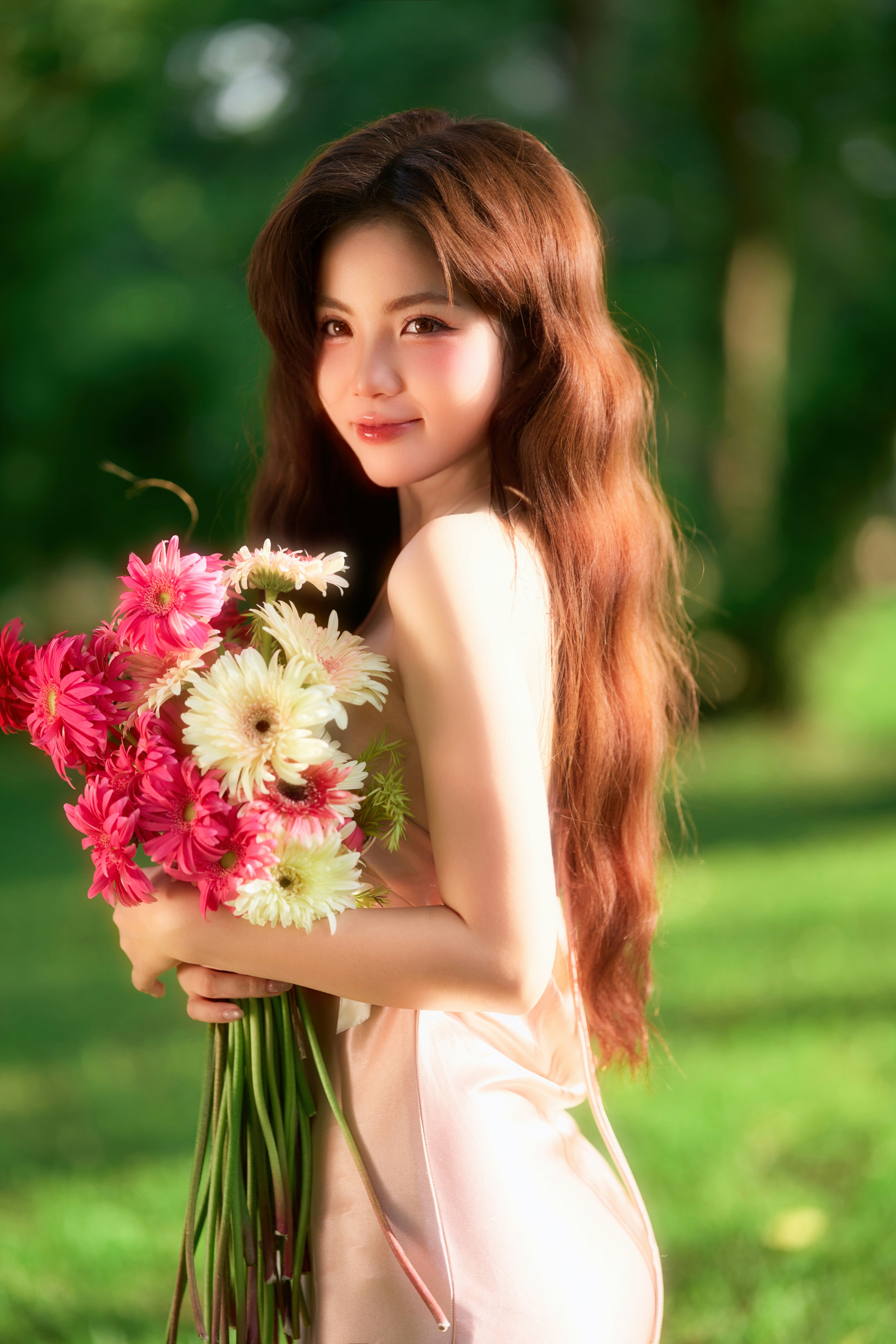 Soft Glow in Pink: A Moment with the Bouquet