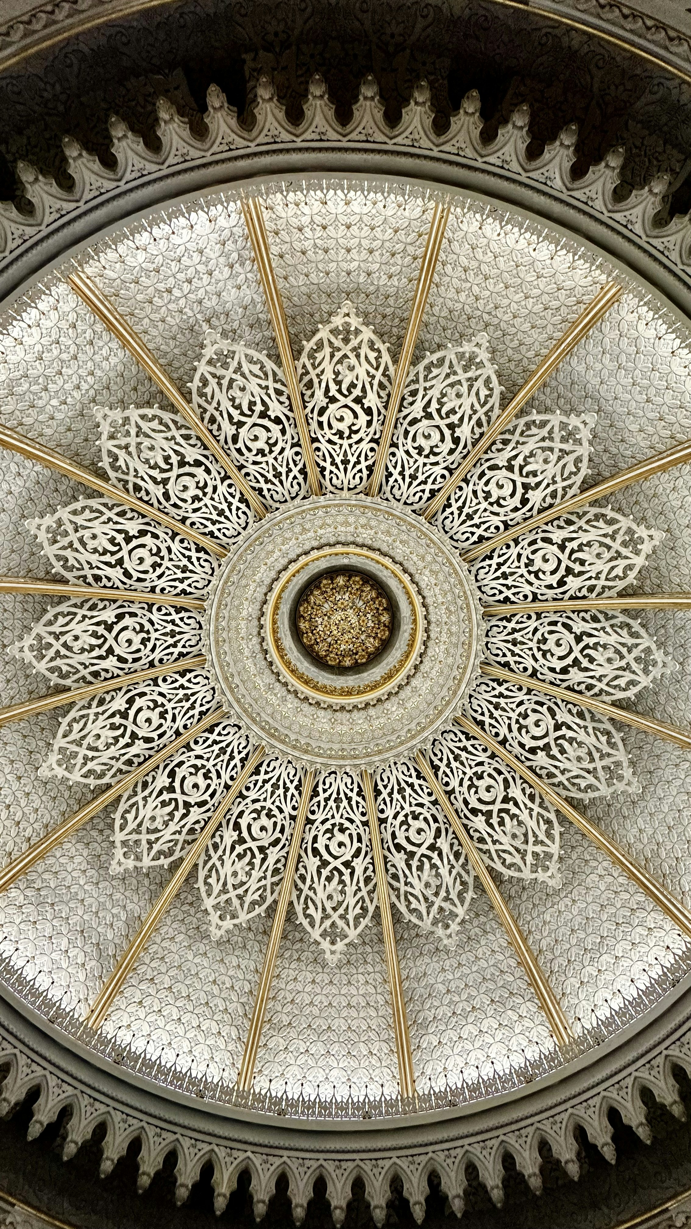 Ornate Radial Dome: A Golden Lattice at Center Stage