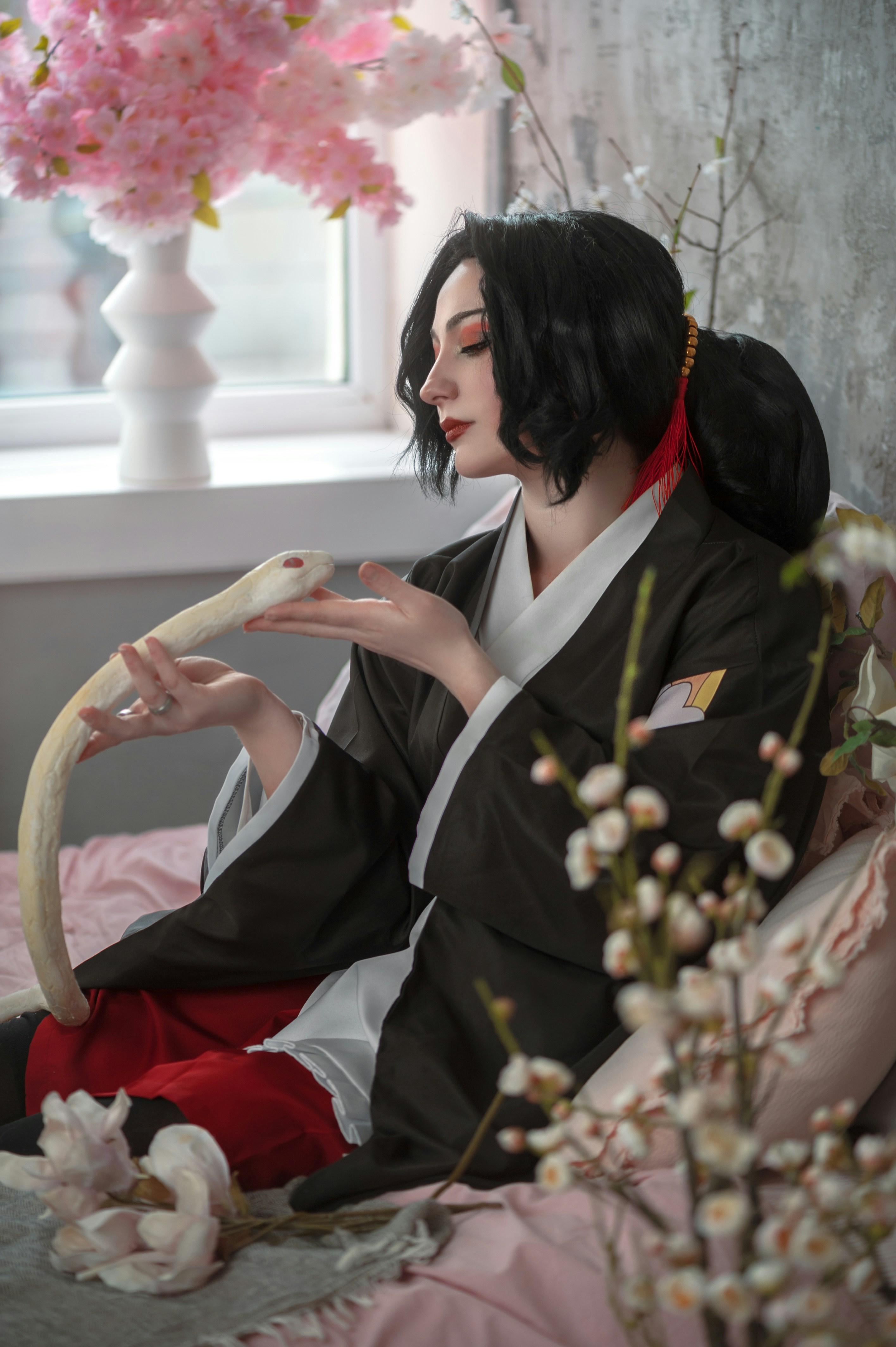 Silken Moon: A Geisha with a Crescent Hoop
