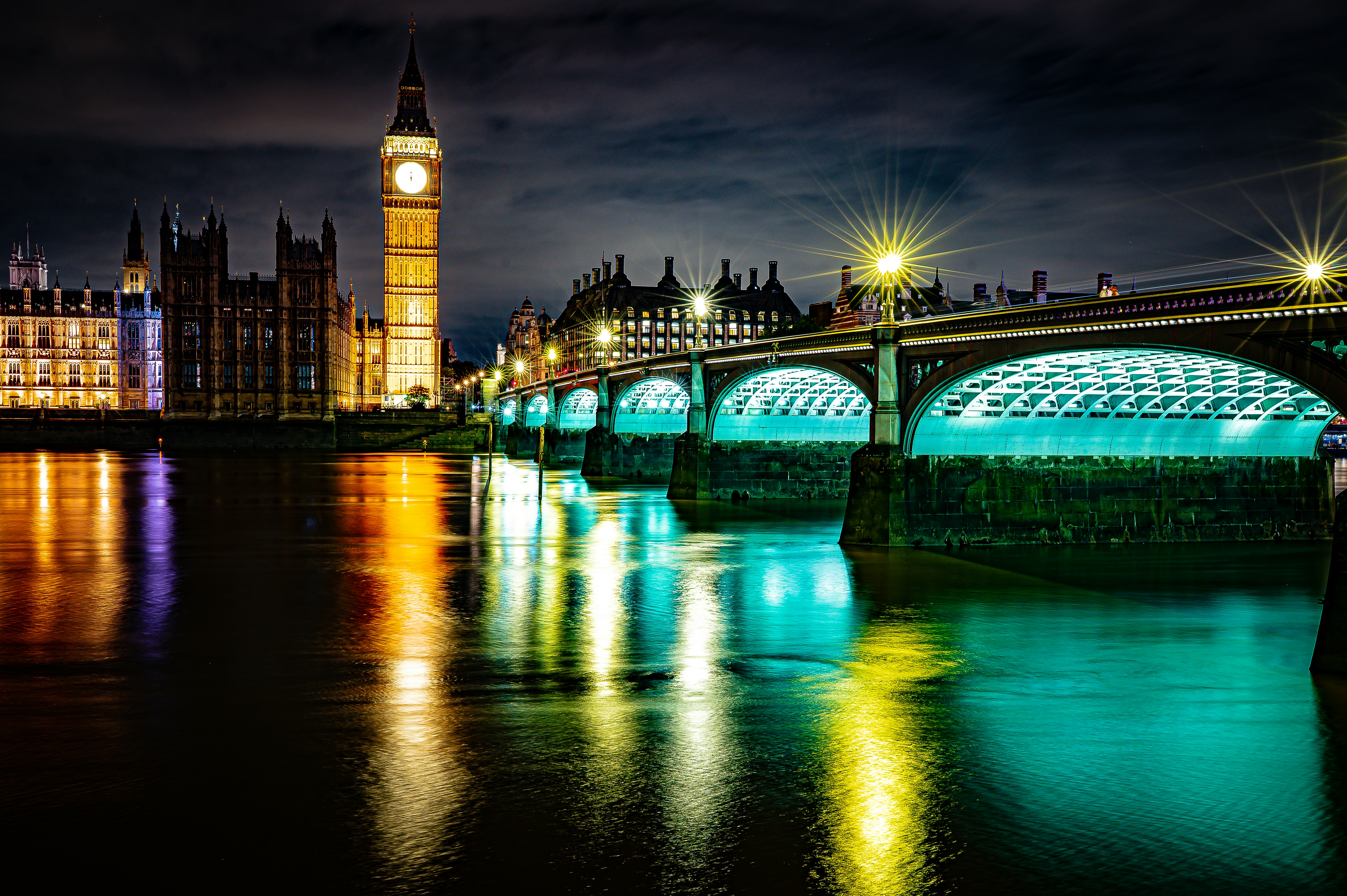 London Night Lines: The River, Big Ben, and the Illuminated Bridge