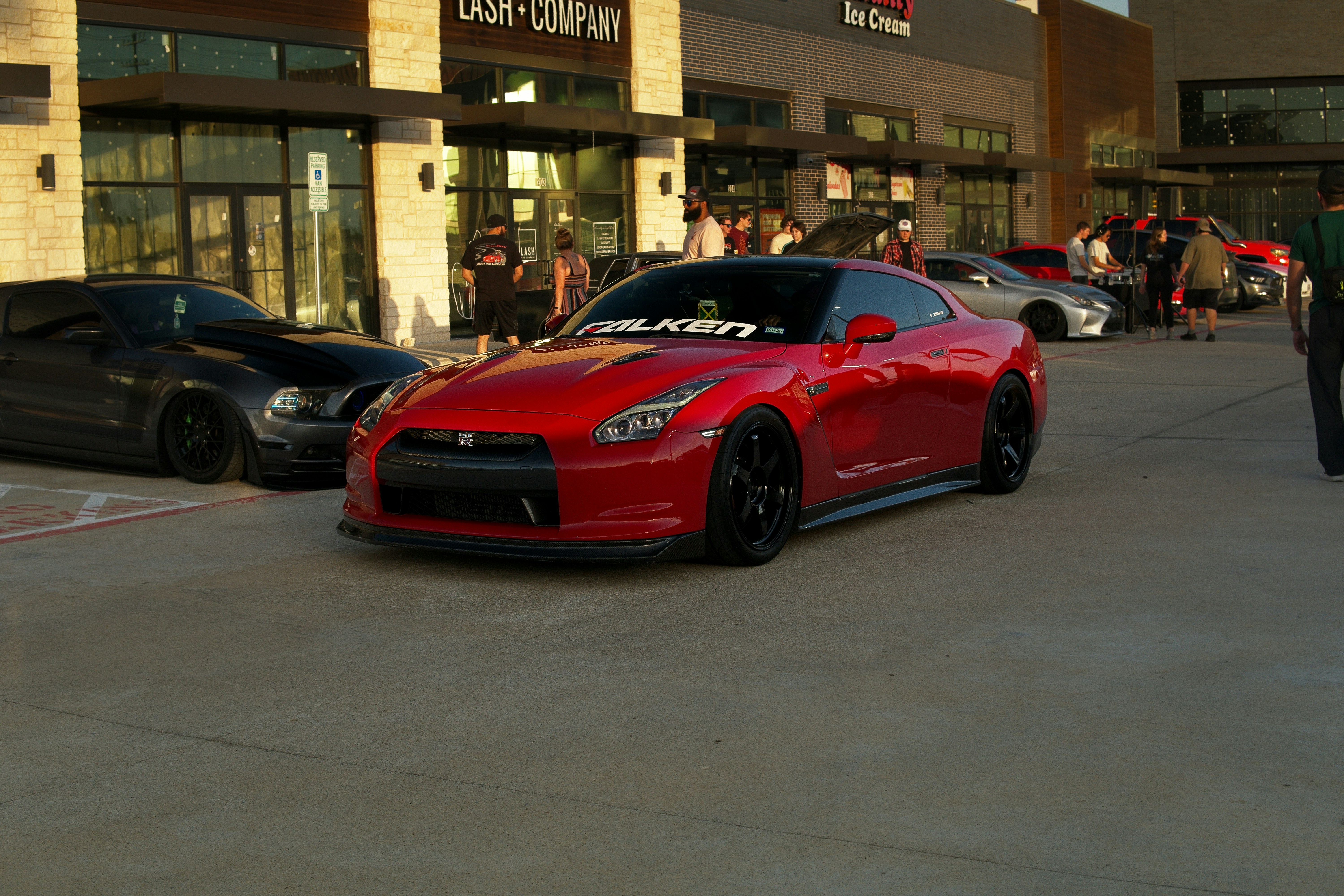 Red Apex: A Modern Supercar Meet Outside a Retail Row