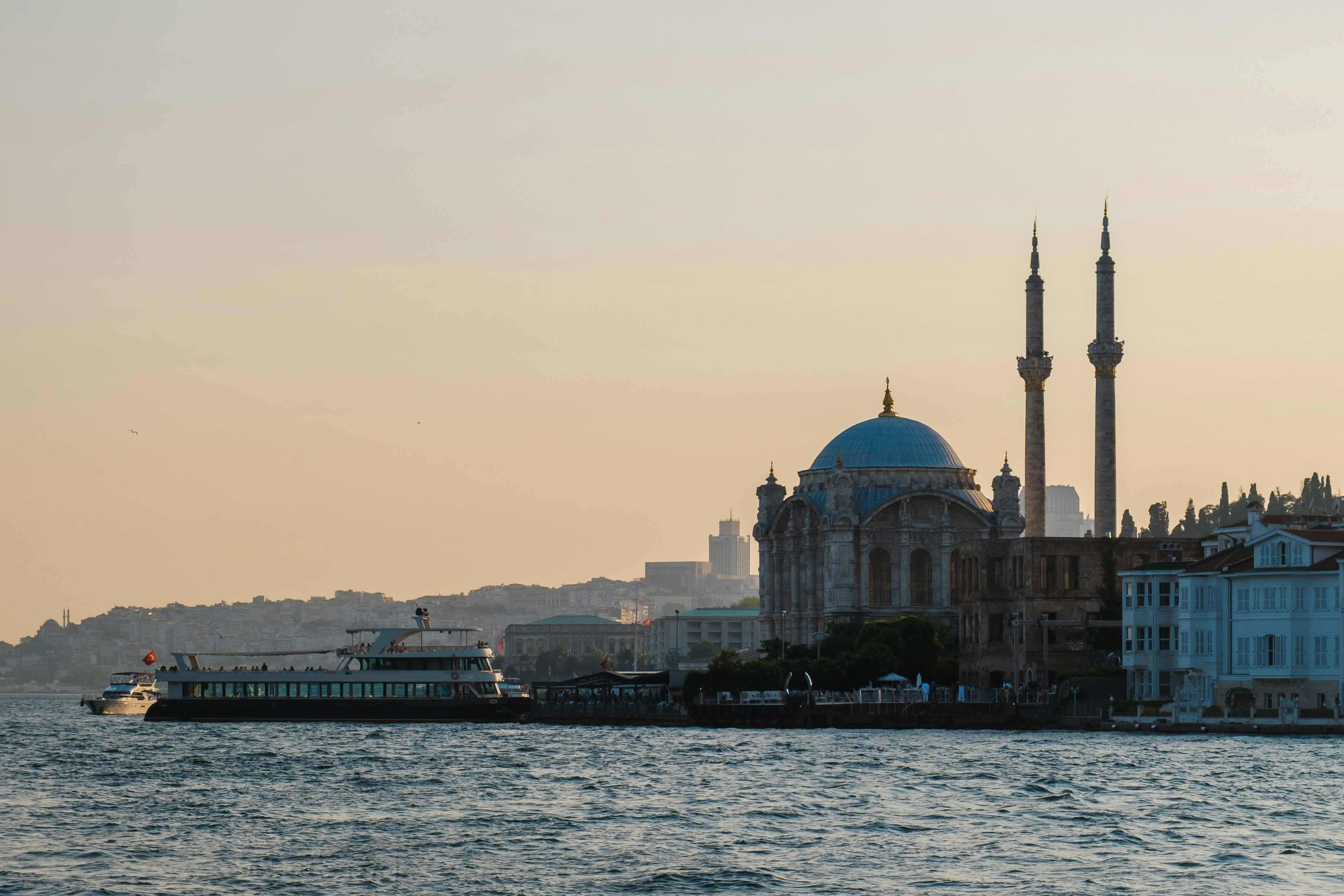 Mosque by the Golden Horizon