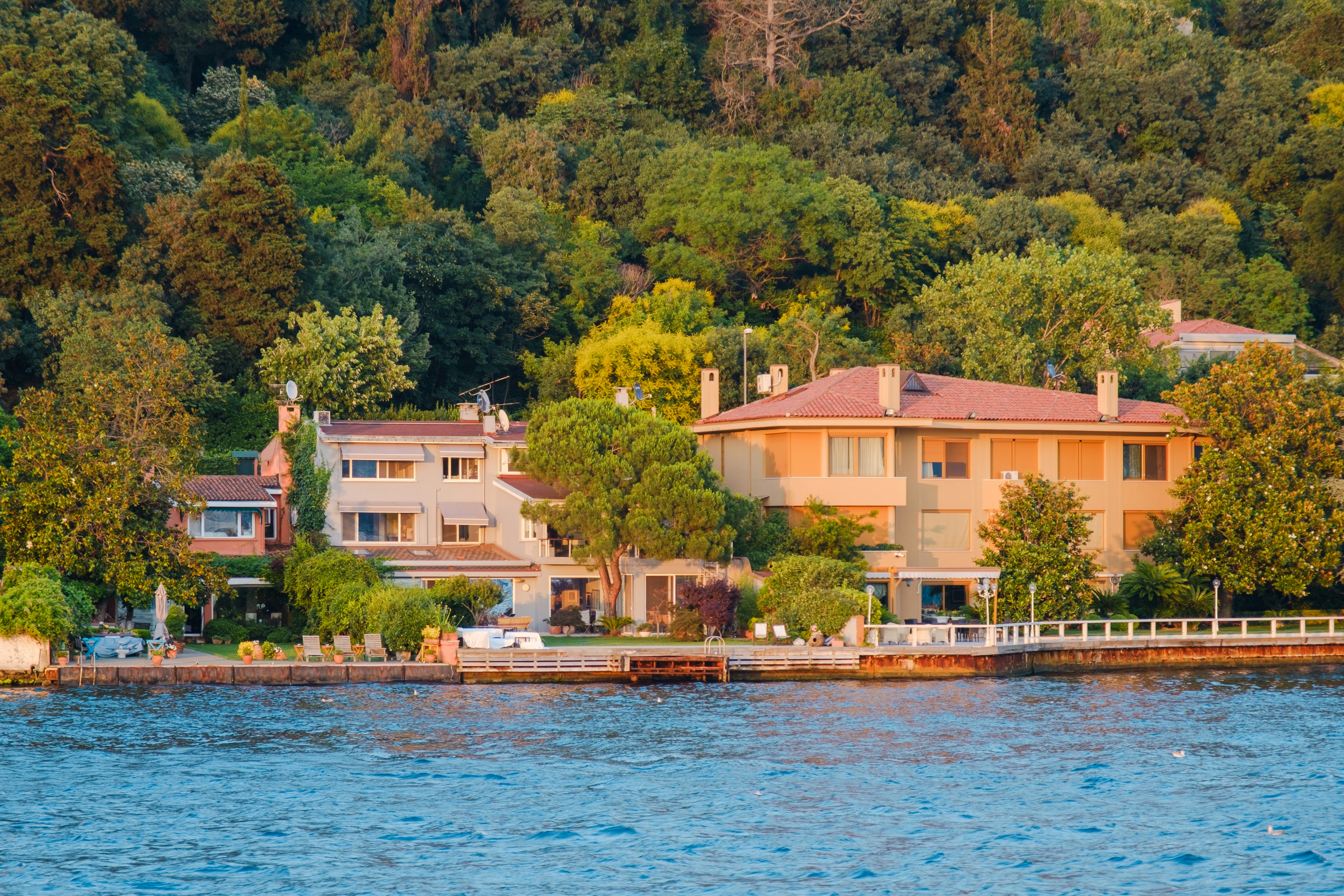 Lakeside Village: Calm Homes by the Dappled Shore