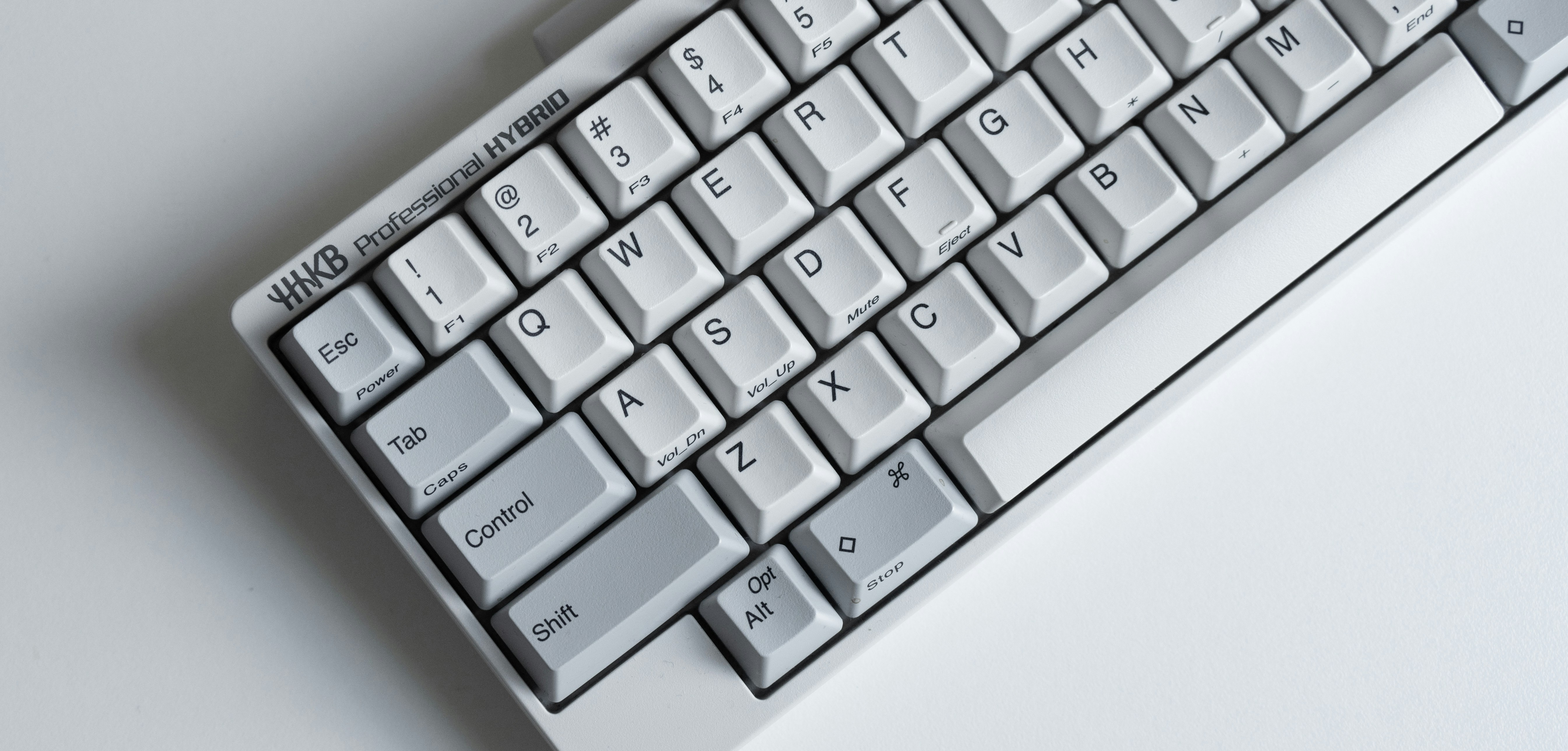 Precision Keys: A Close-Up of a White Keyboard Palette