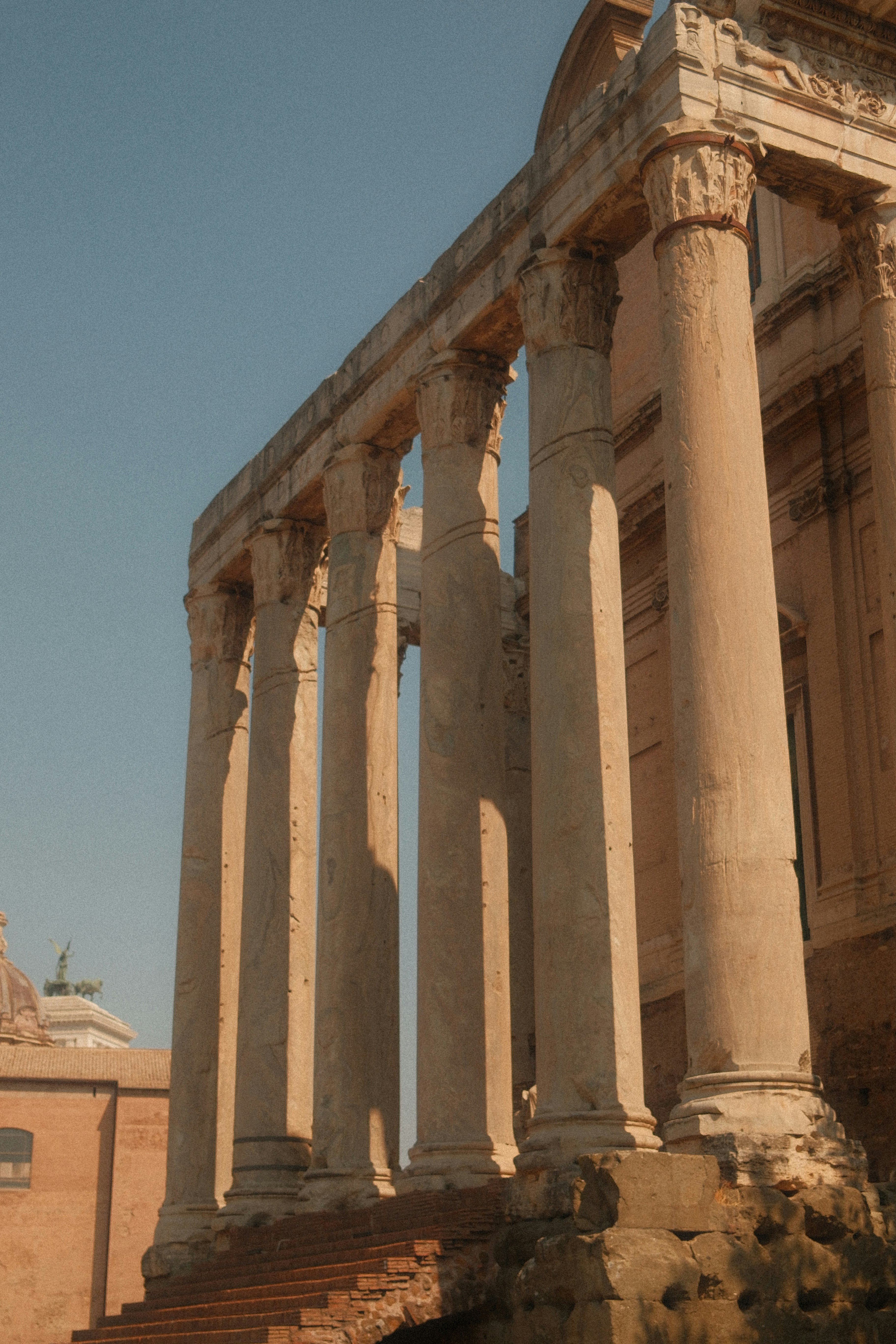 Sunlit Columns: Echoes of an Ancient Aula