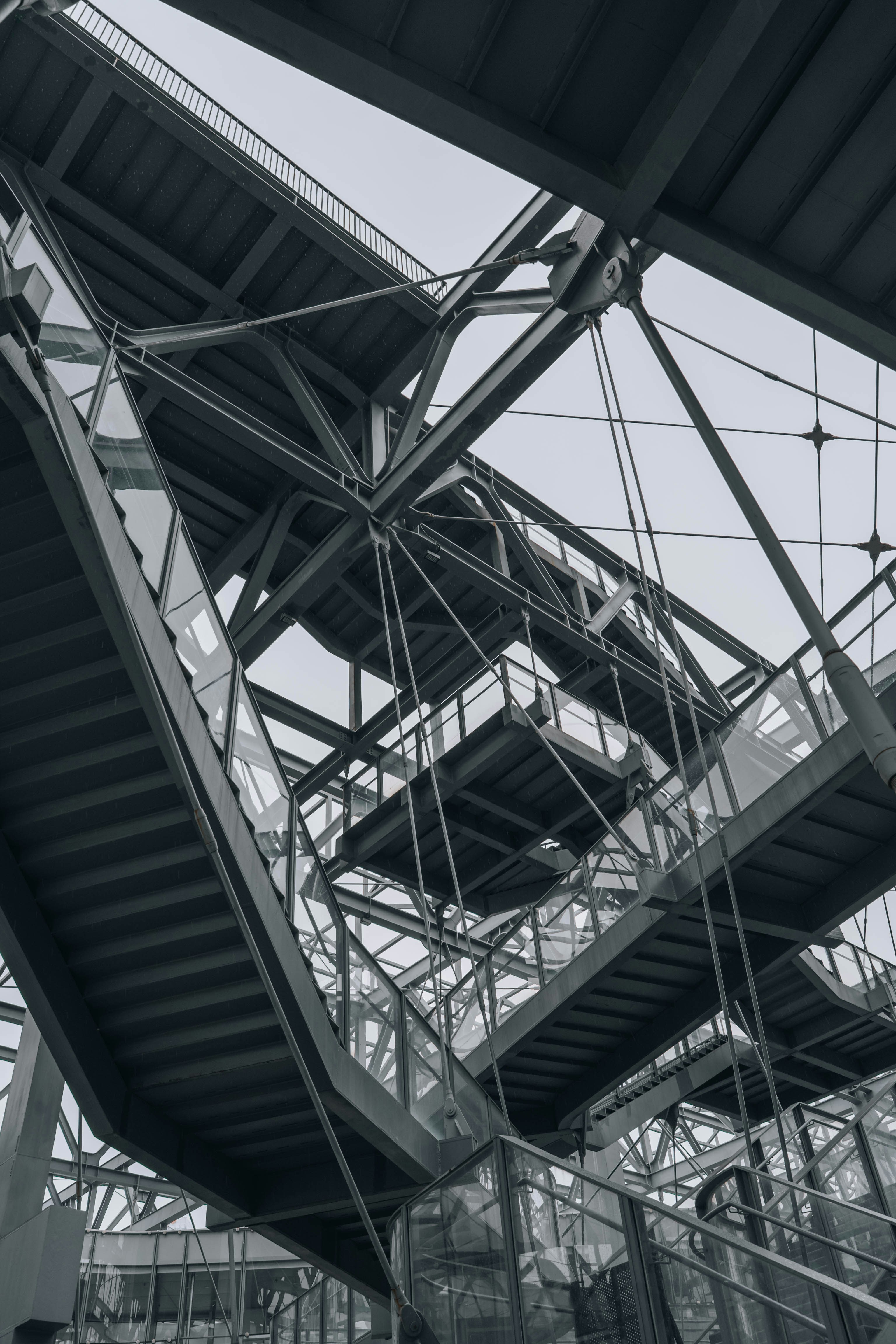Interwoven Steel: A Network of Bridges and Cables