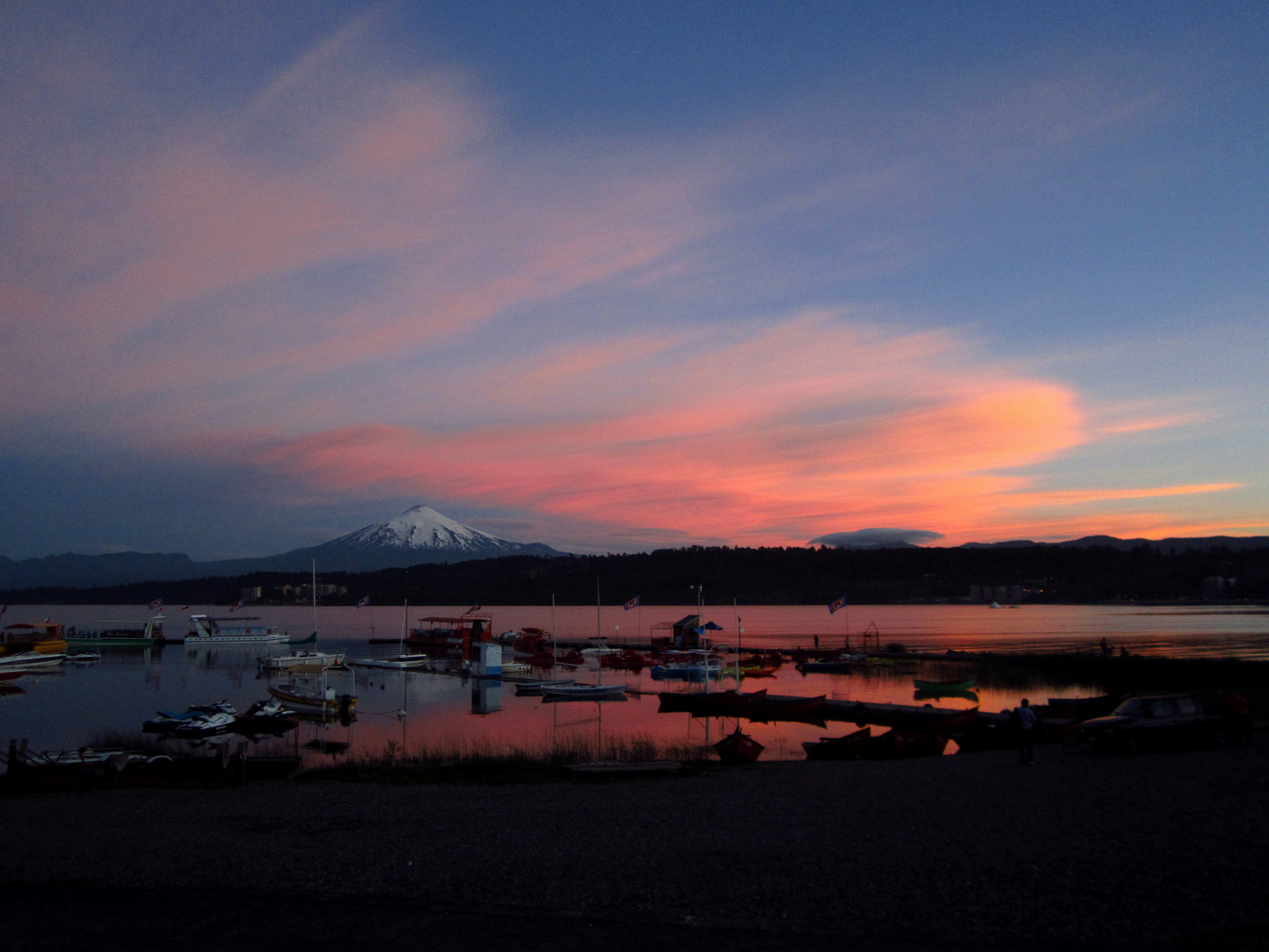 Hushed Dusk Over a Fleet of Quiet Boats