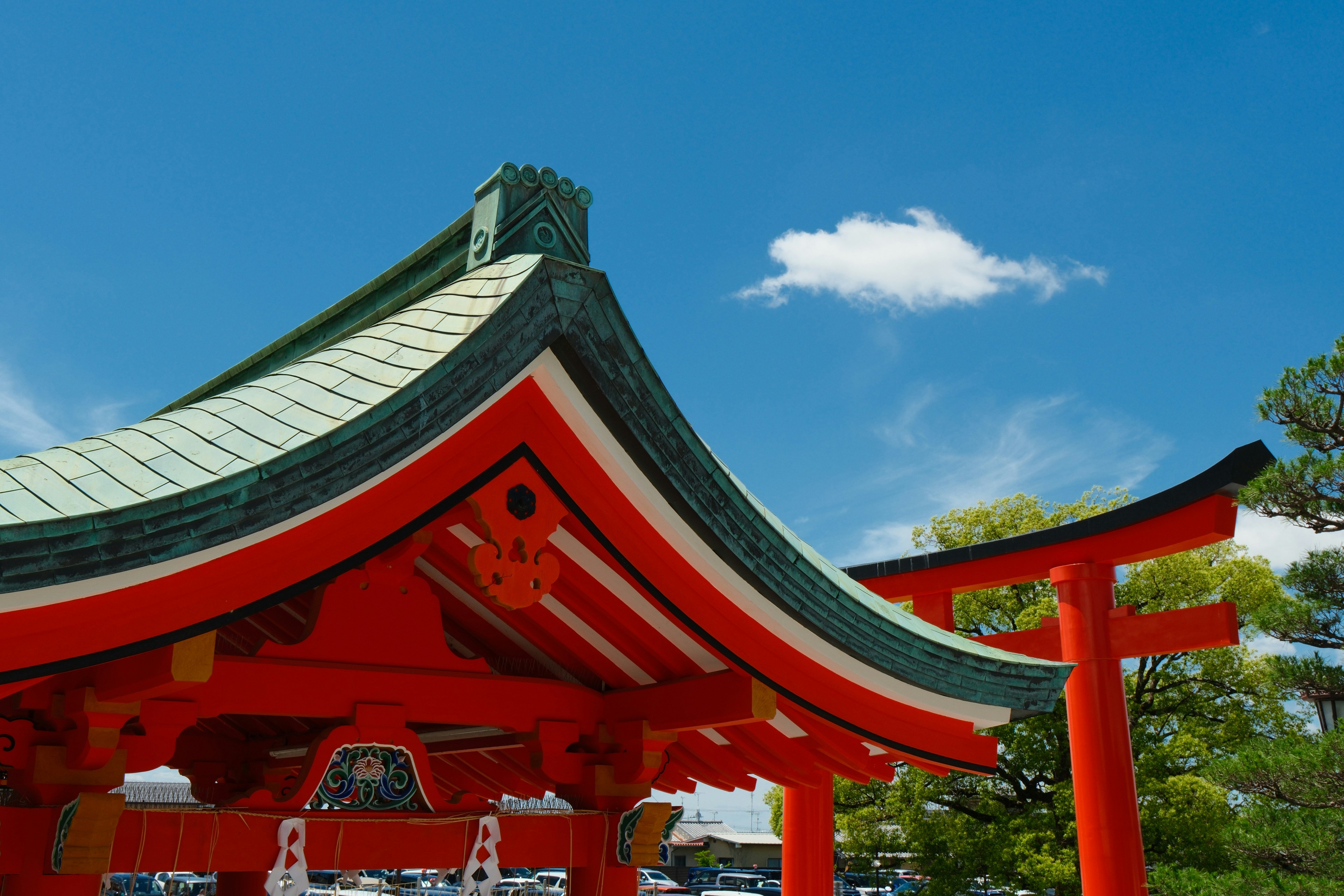 Crimson Curves: A Shinto Roofline at Noon