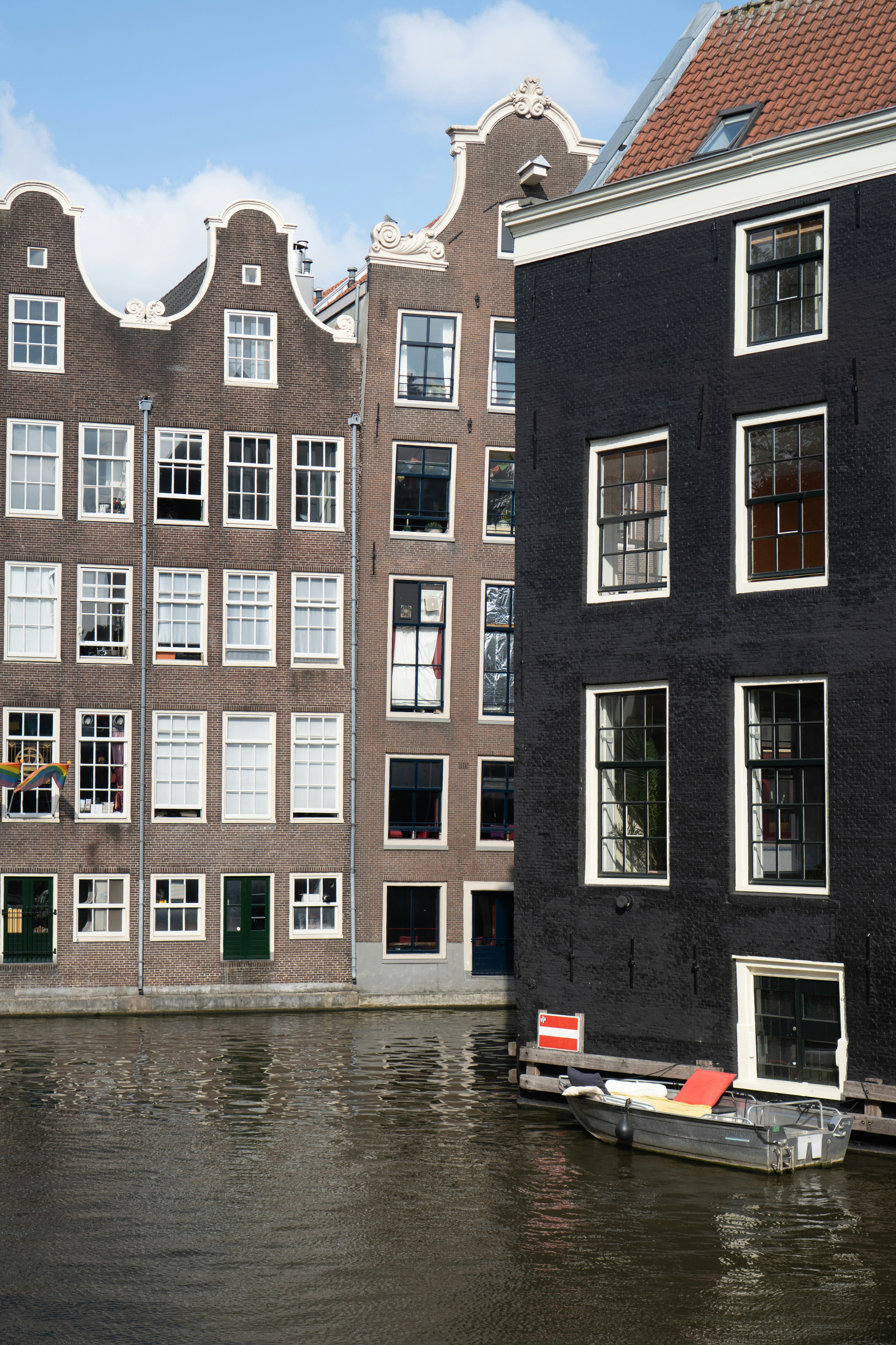 Canal Facades in Amsterdam: Bricks, Water, and the Gable Parade