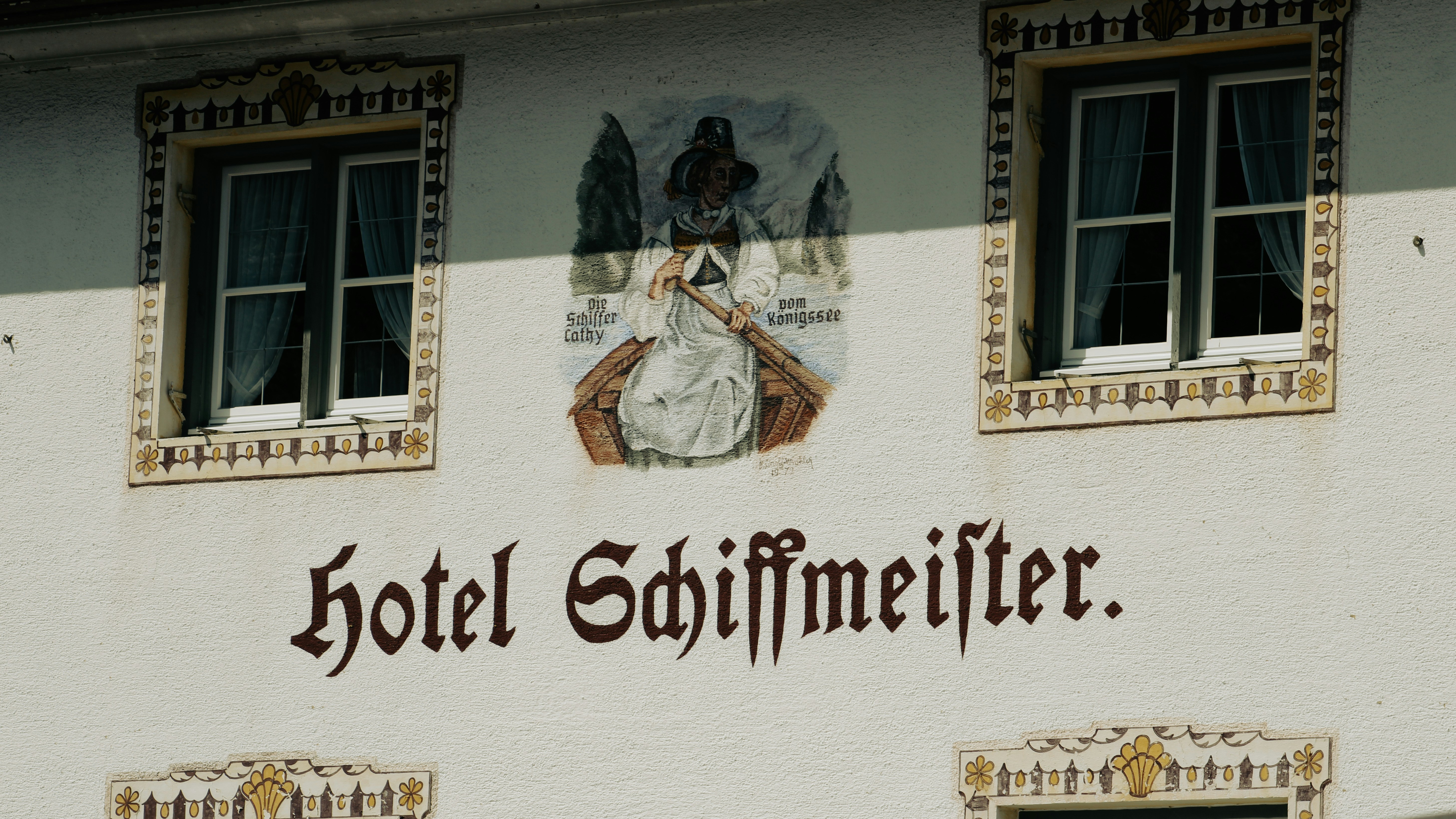 Hotel Schiffmeister: A Weathered Facade with Hand-Painted Signage