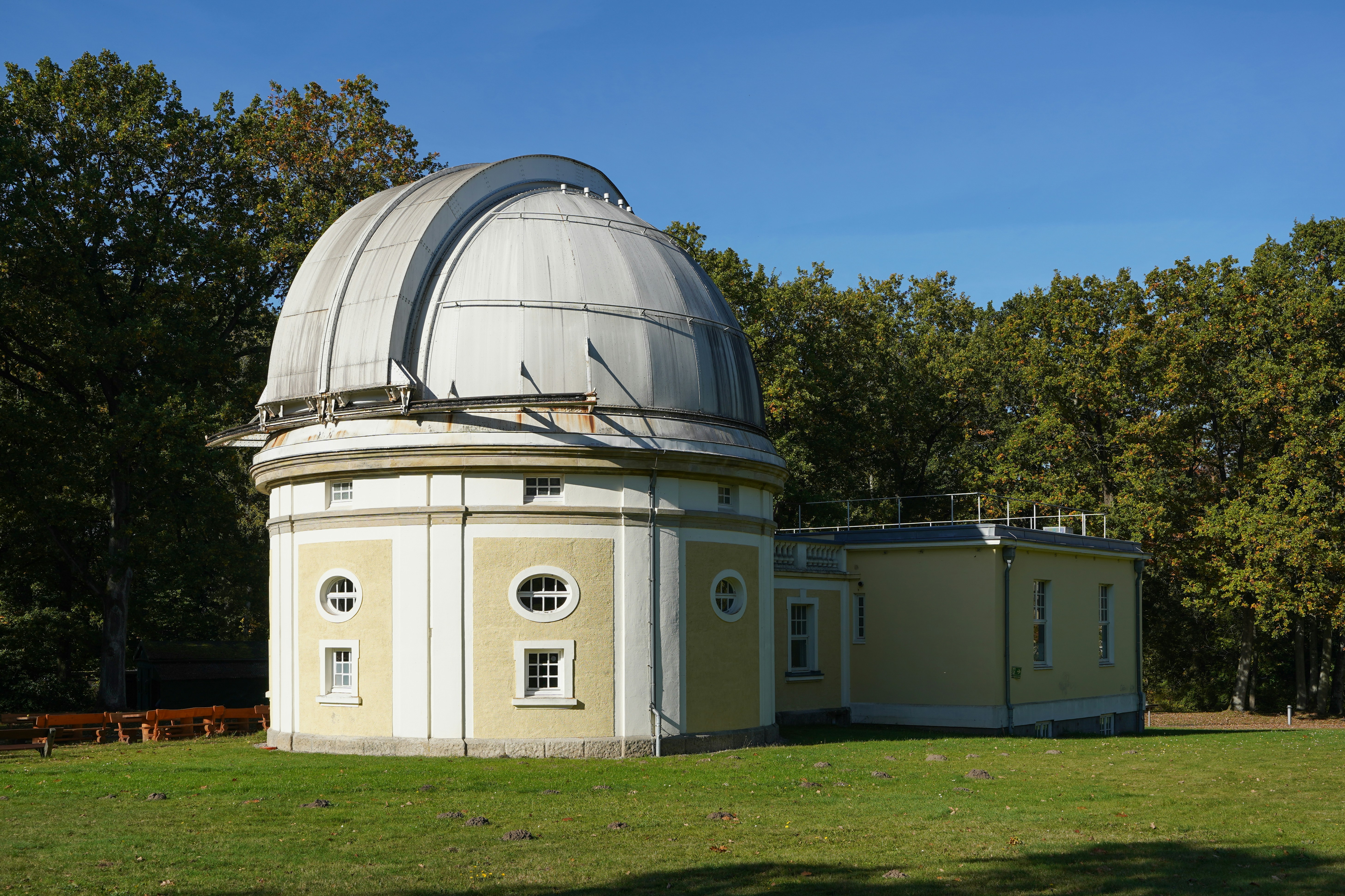 Dome of Quiet Skies: An Astronomer's House Amid Green Fields
