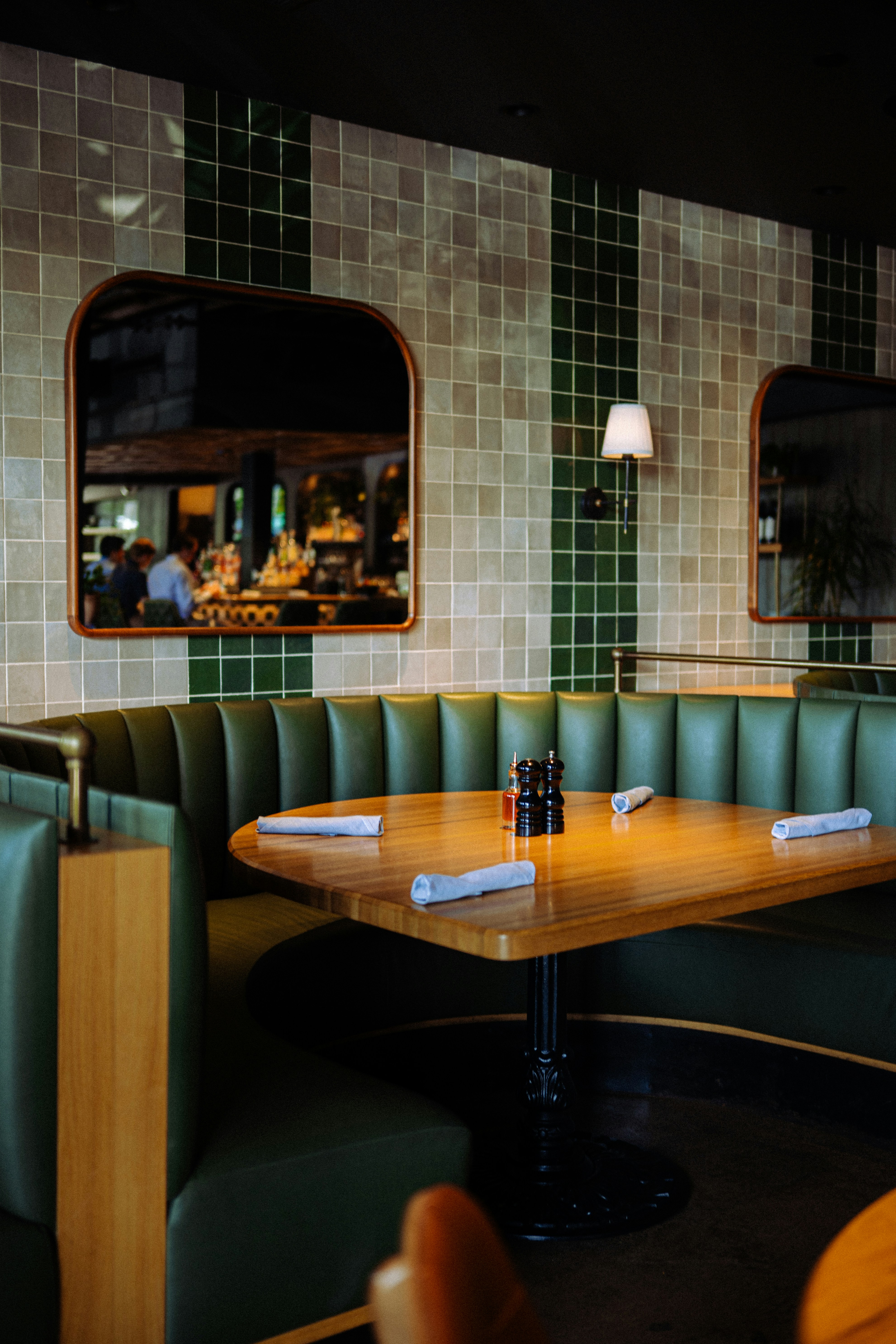 Moonlit Booths and Warm Wood: A Quiet Moment in the Diner Lounge