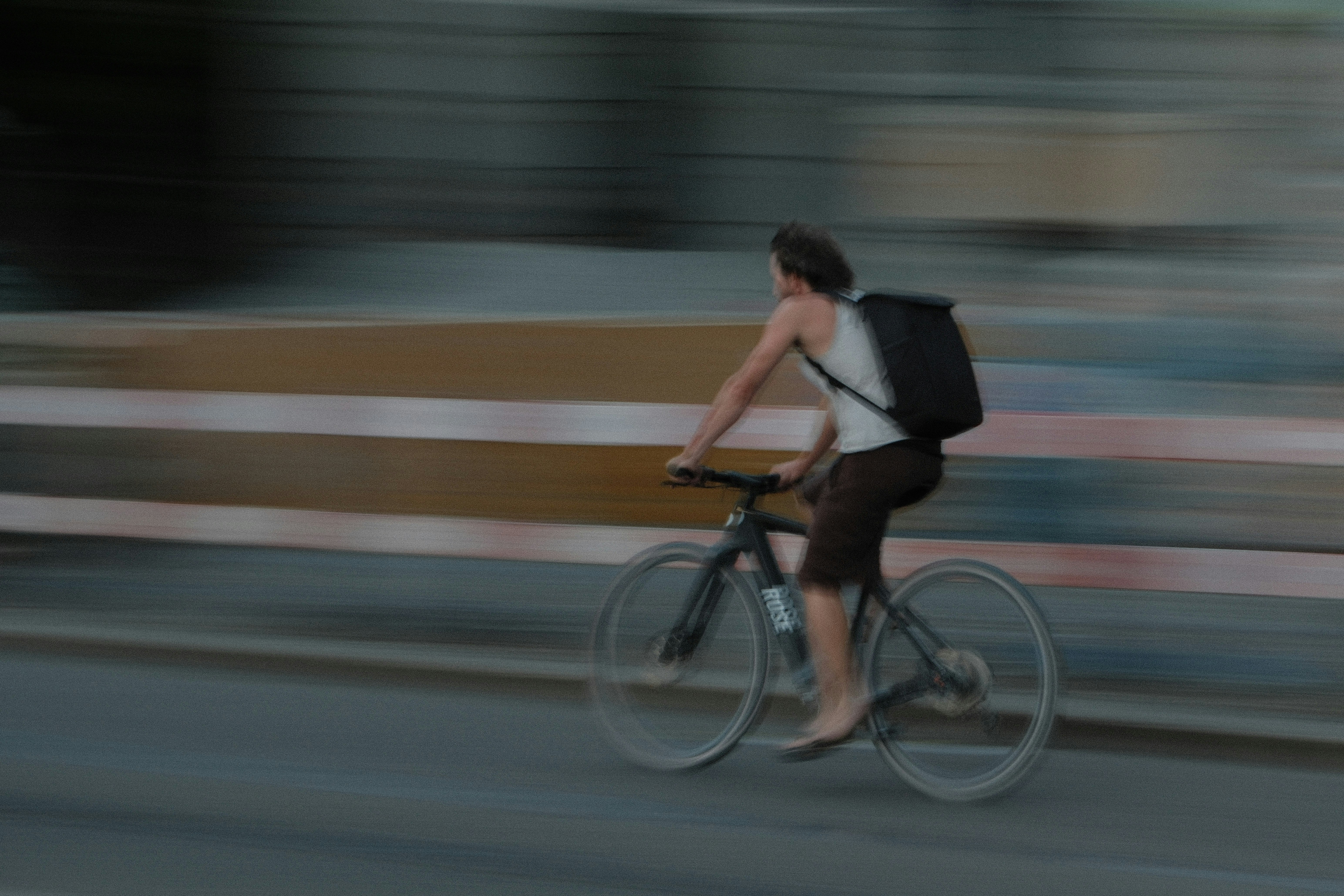 Blurry Motion of a Cyclist in Urban Blur