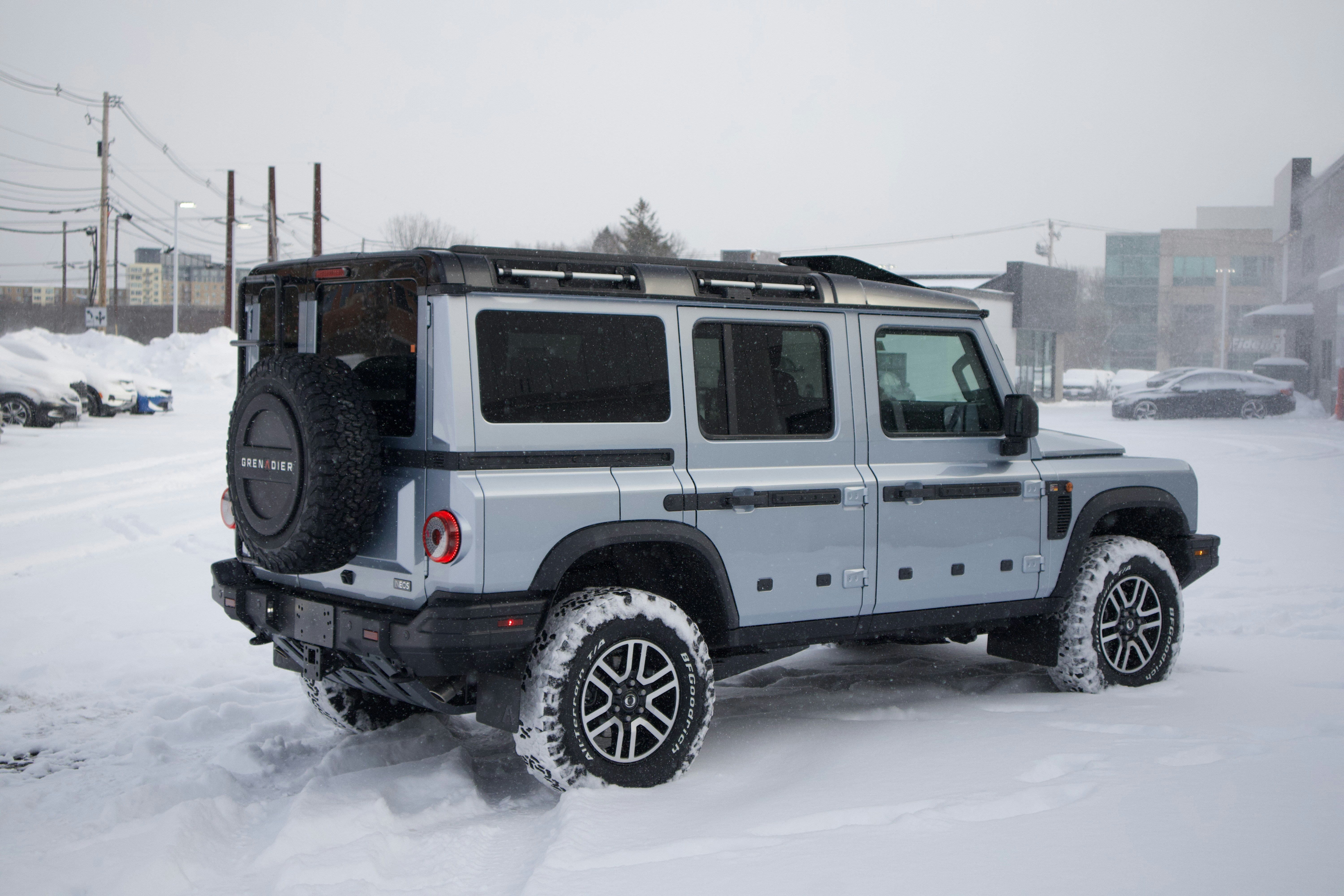 Icebound Explorer: a Blue SUV Reaches the Snowbound Lot