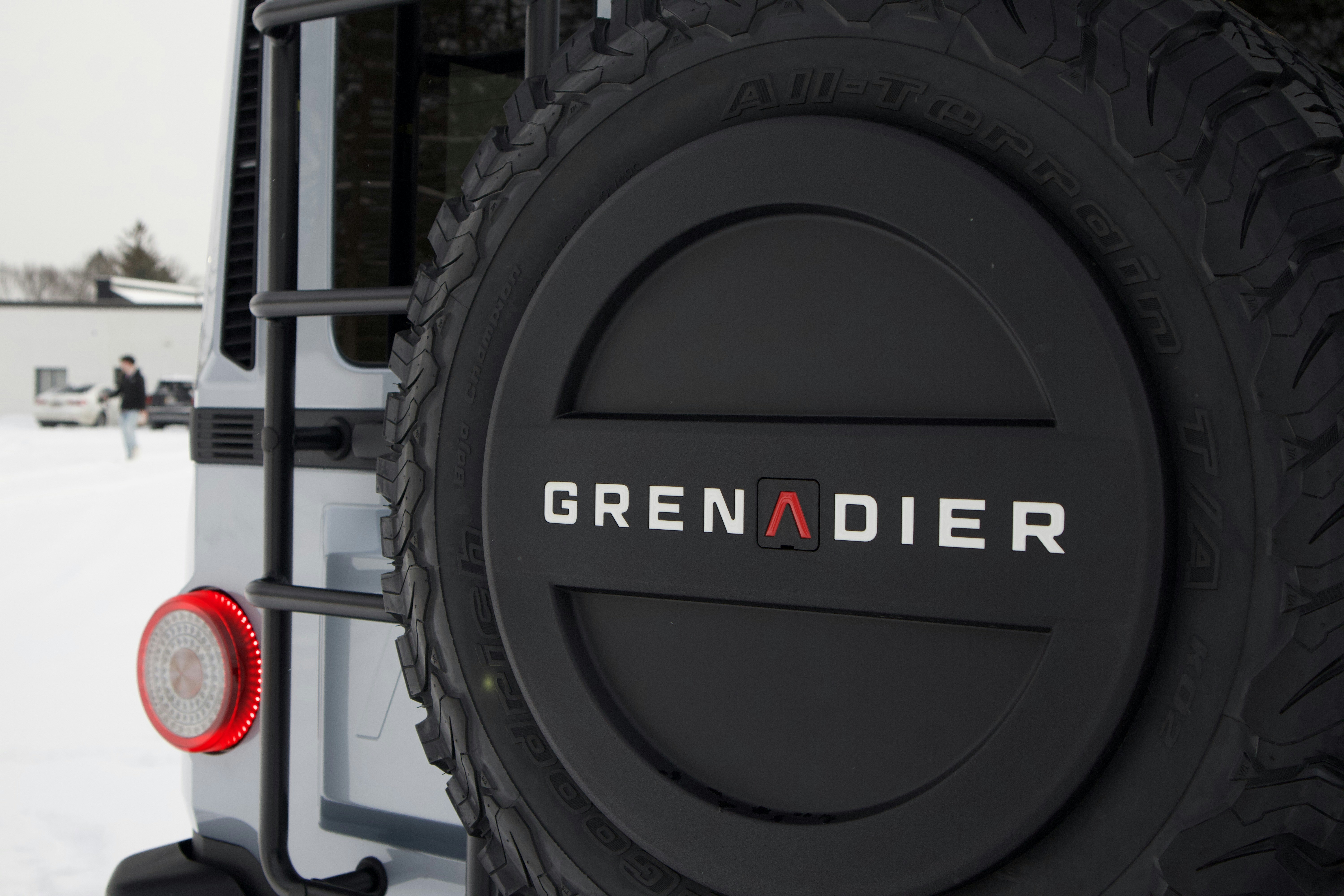 Spare tire silhouette: rugged utility on a snowy trail