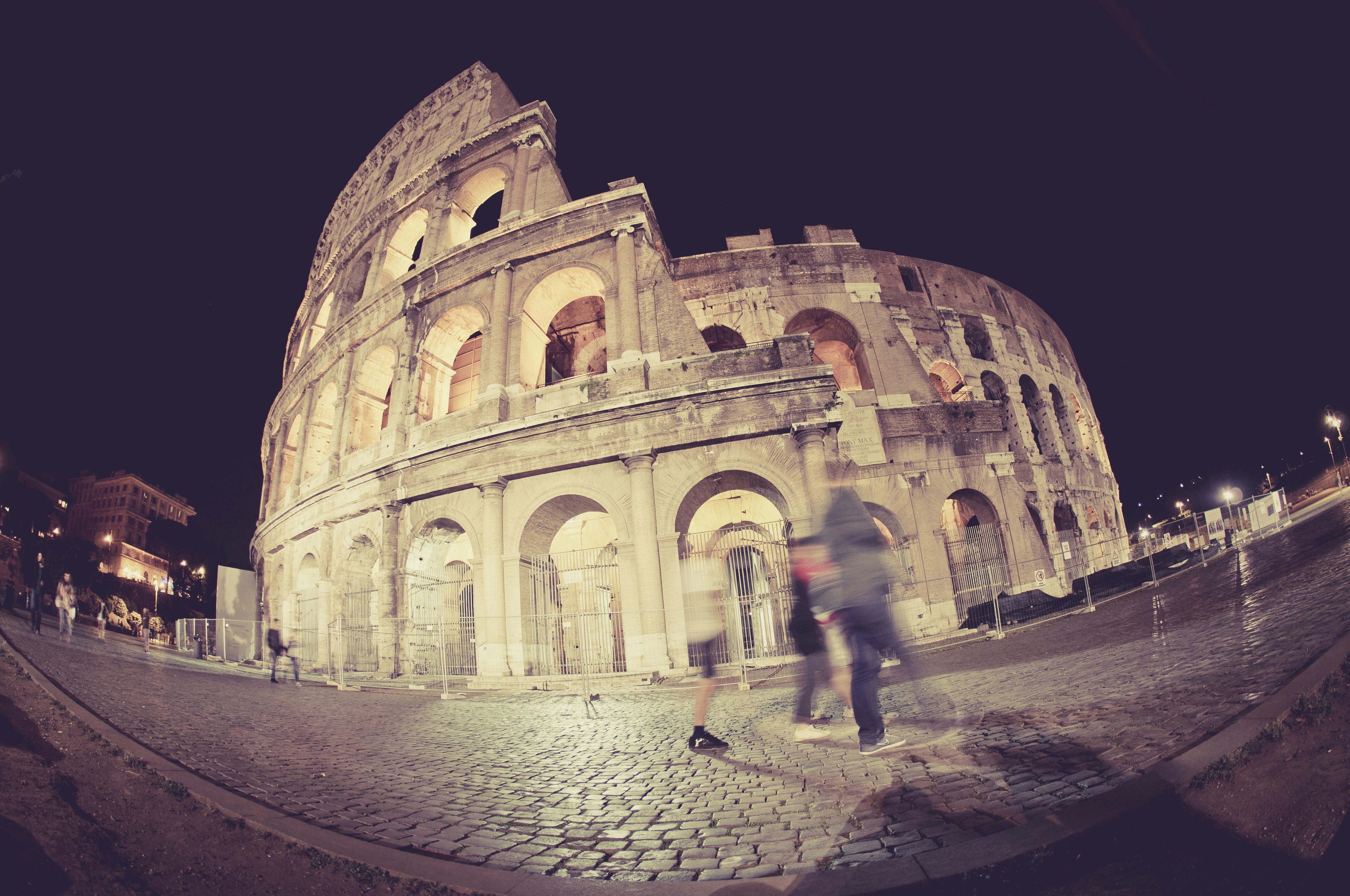 Moonlit Colosseum in a Timeless Orbit