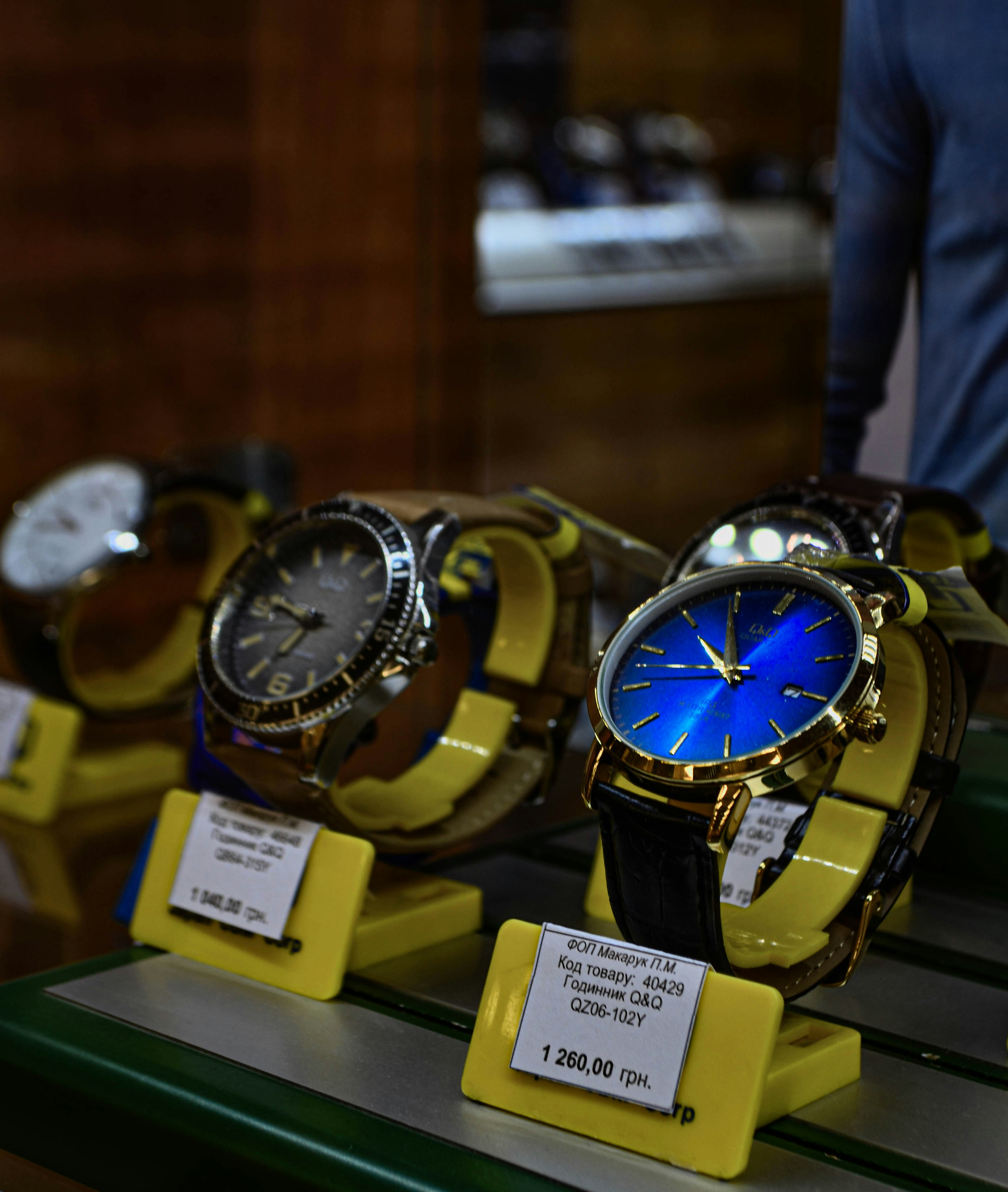 Blue Dial Spotlight: A Gentlemen’s Watch Display