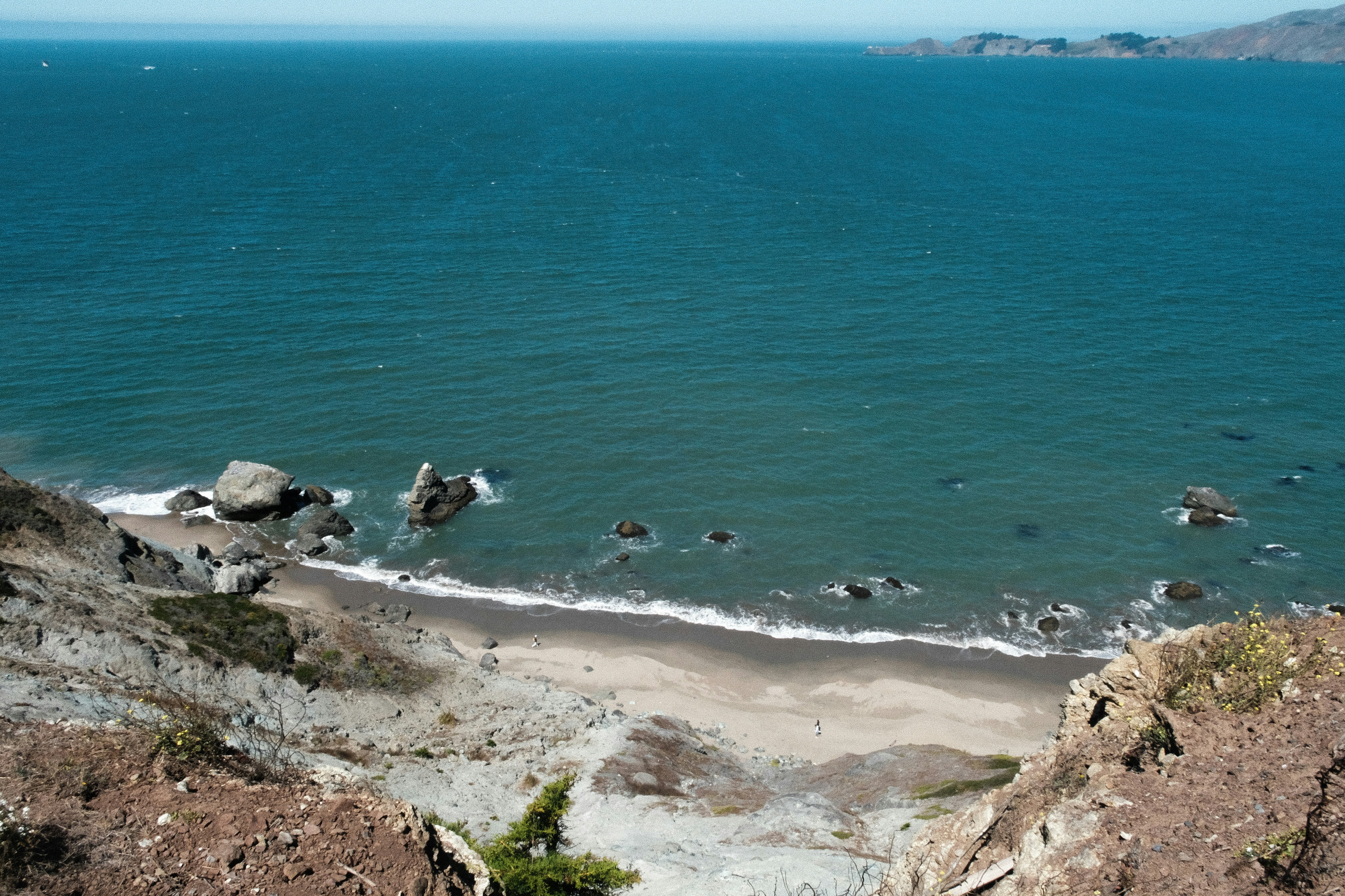 Coastal Cliffside Vista over a Quiet Beach