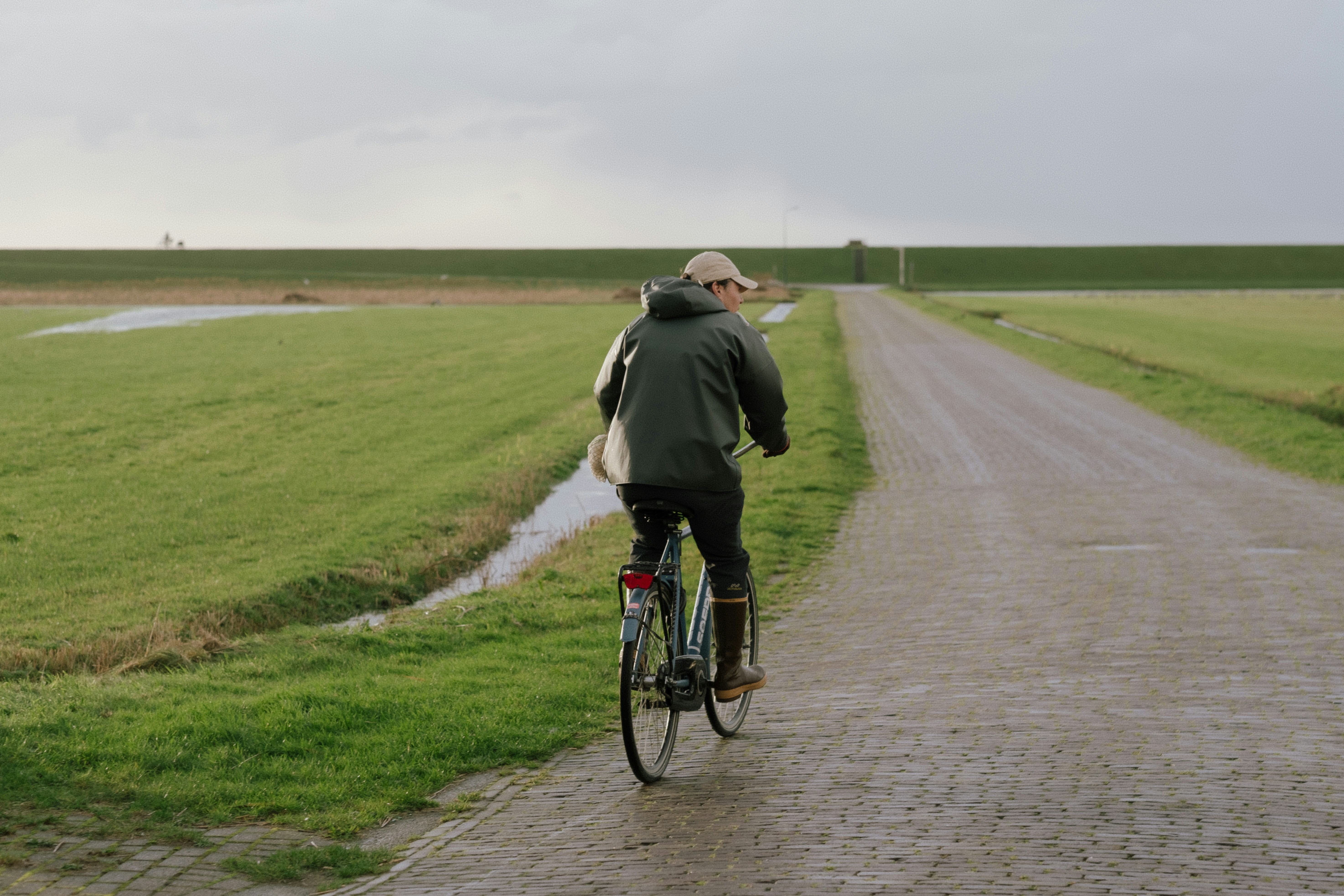 Rural Ride: A Closer Look Down the Gravel Lane