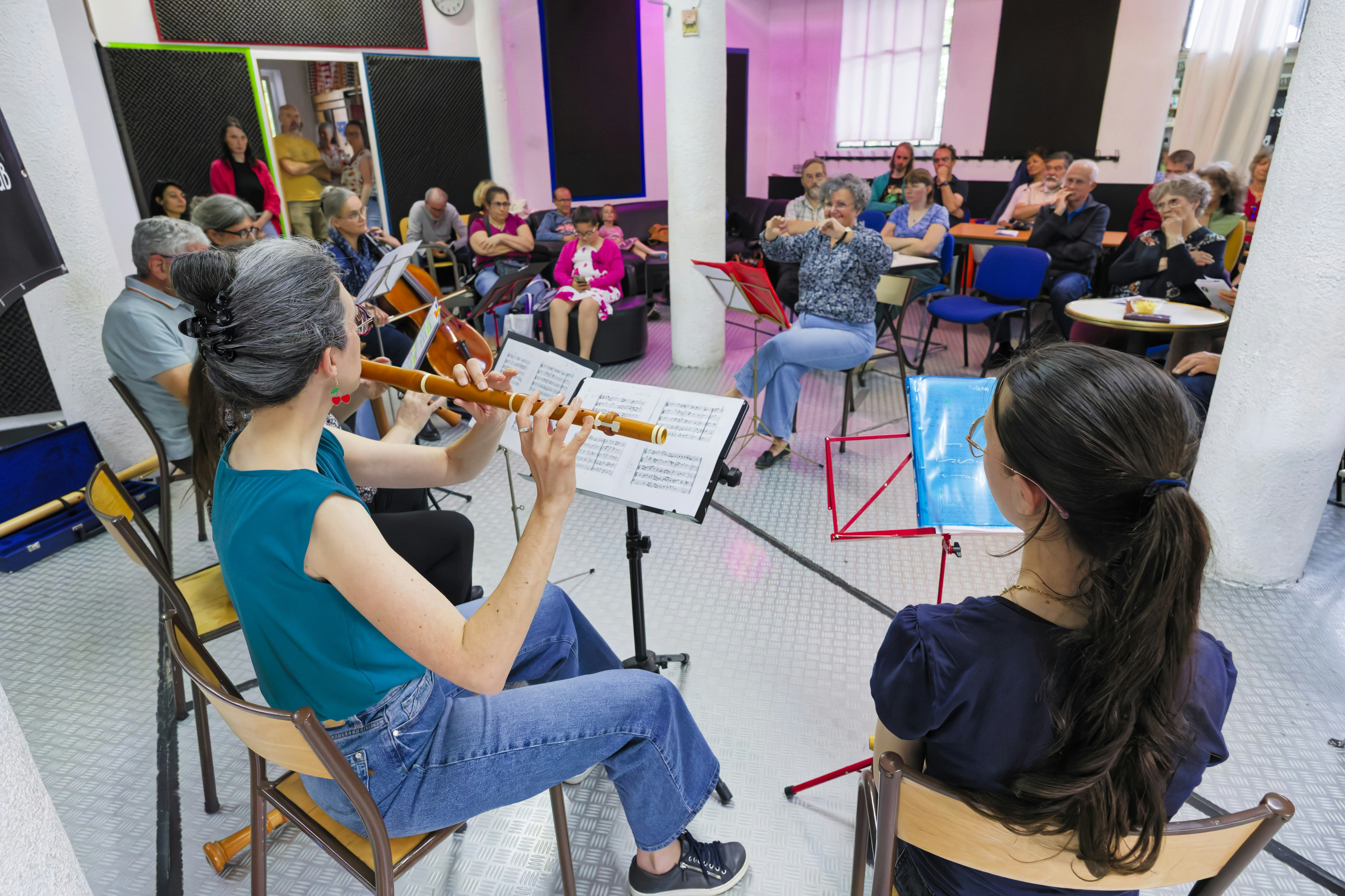 Cello to the Left, Audience in Focus: A Community Music Session