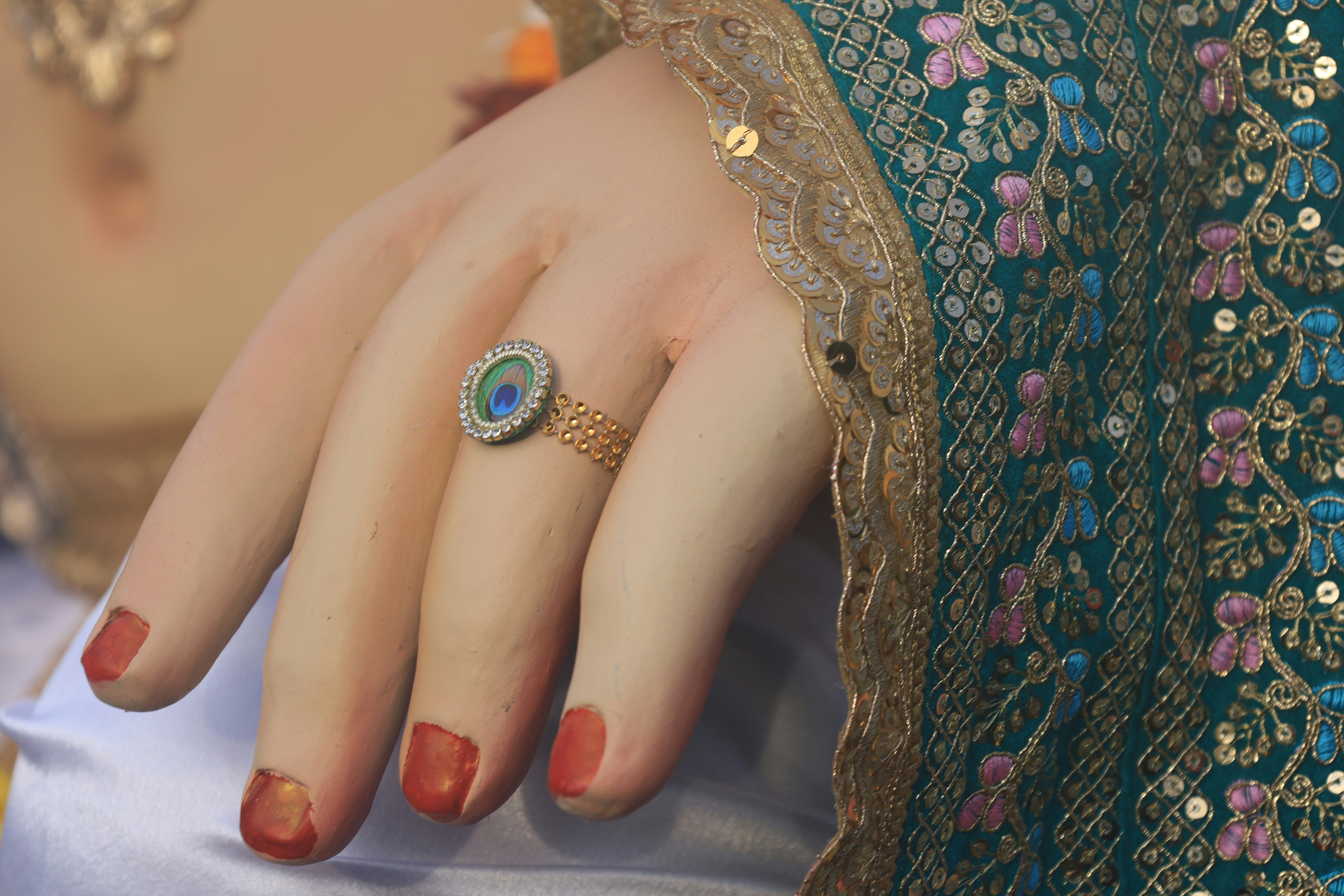 Intricate Jewelry Spotlight: A Hand Adorned in Legacy