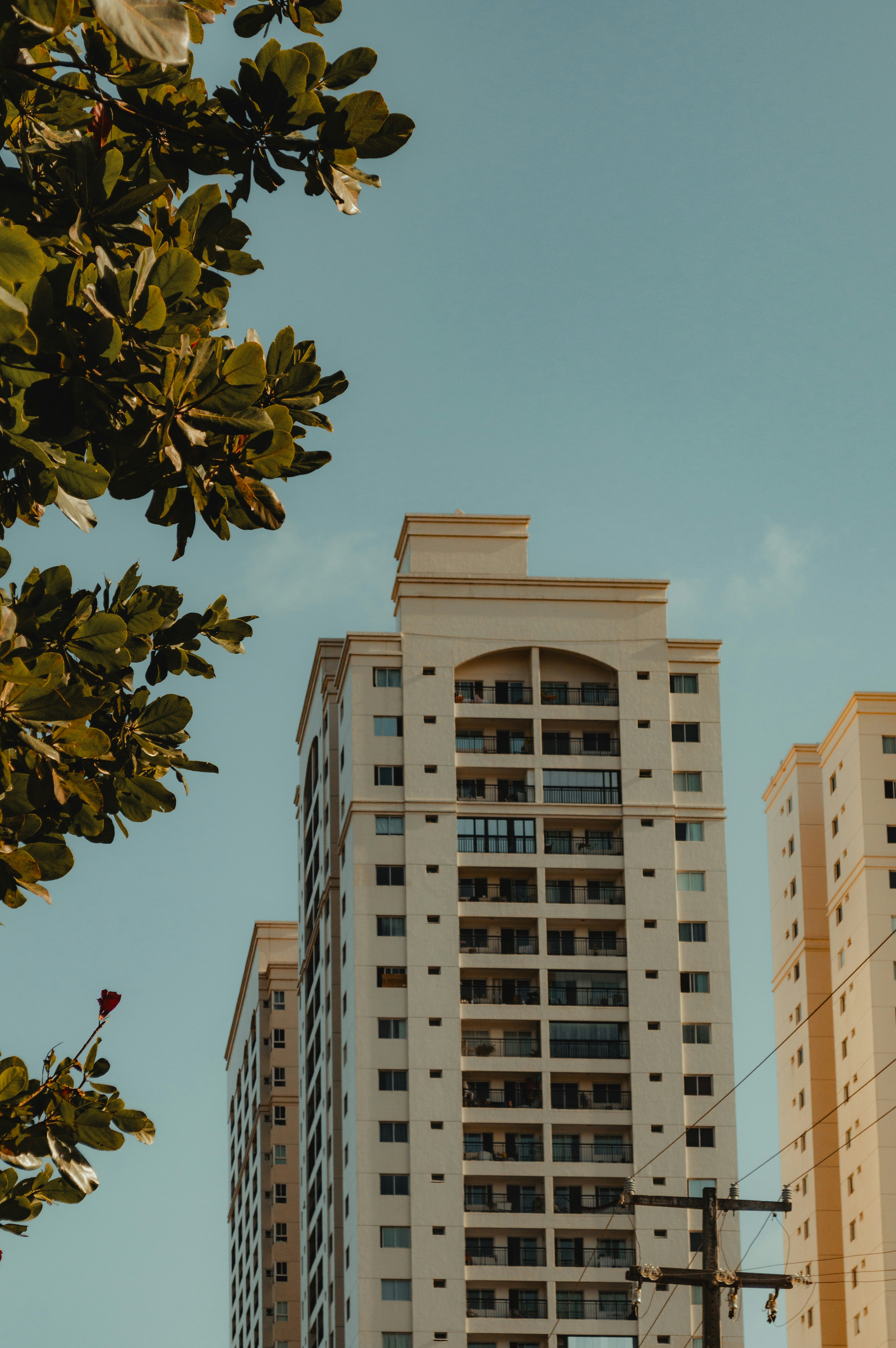 Urban Prism: Toward the Sky