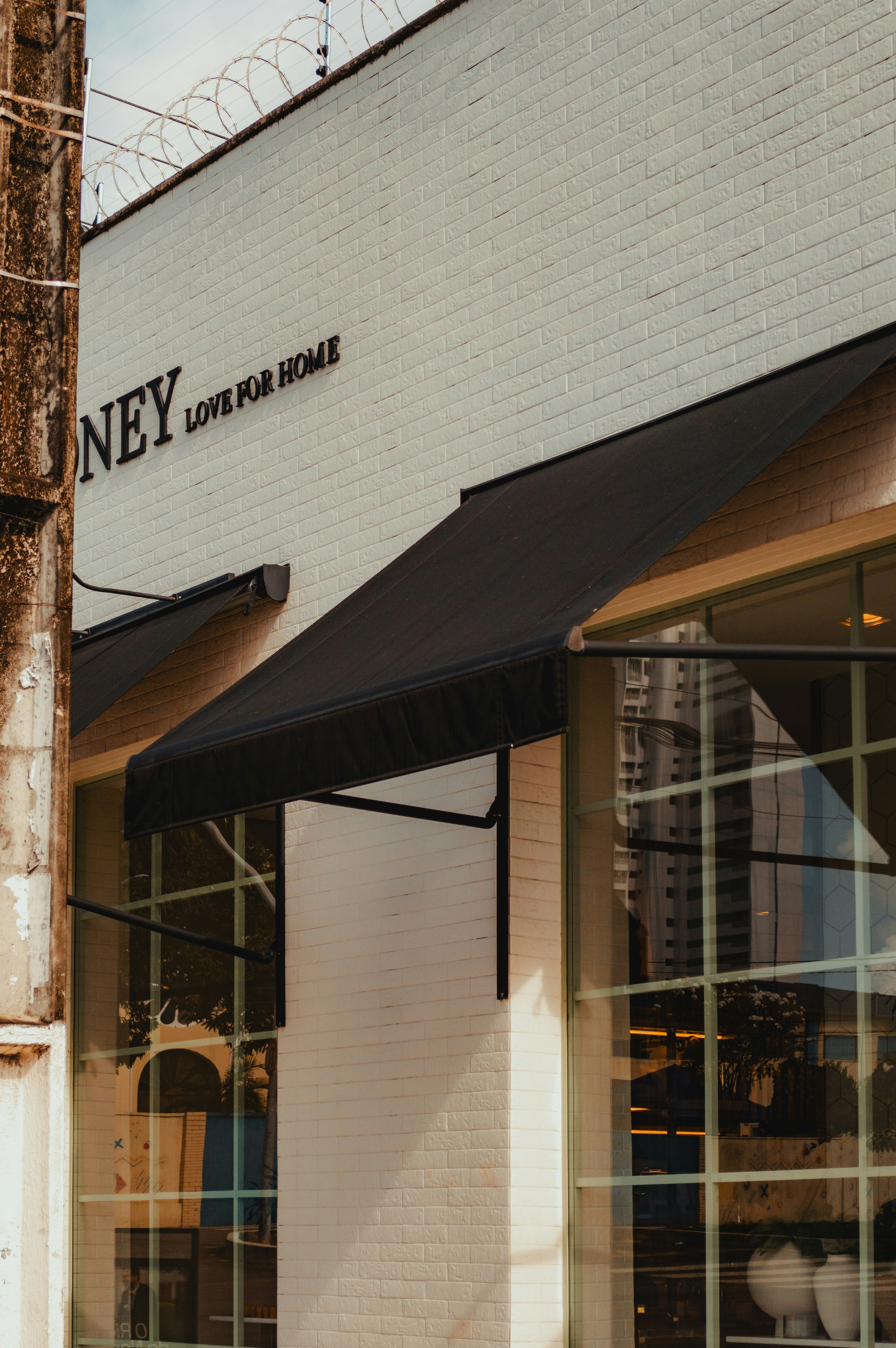 Storefront Silhouette: A Quiet Corner of NEY
