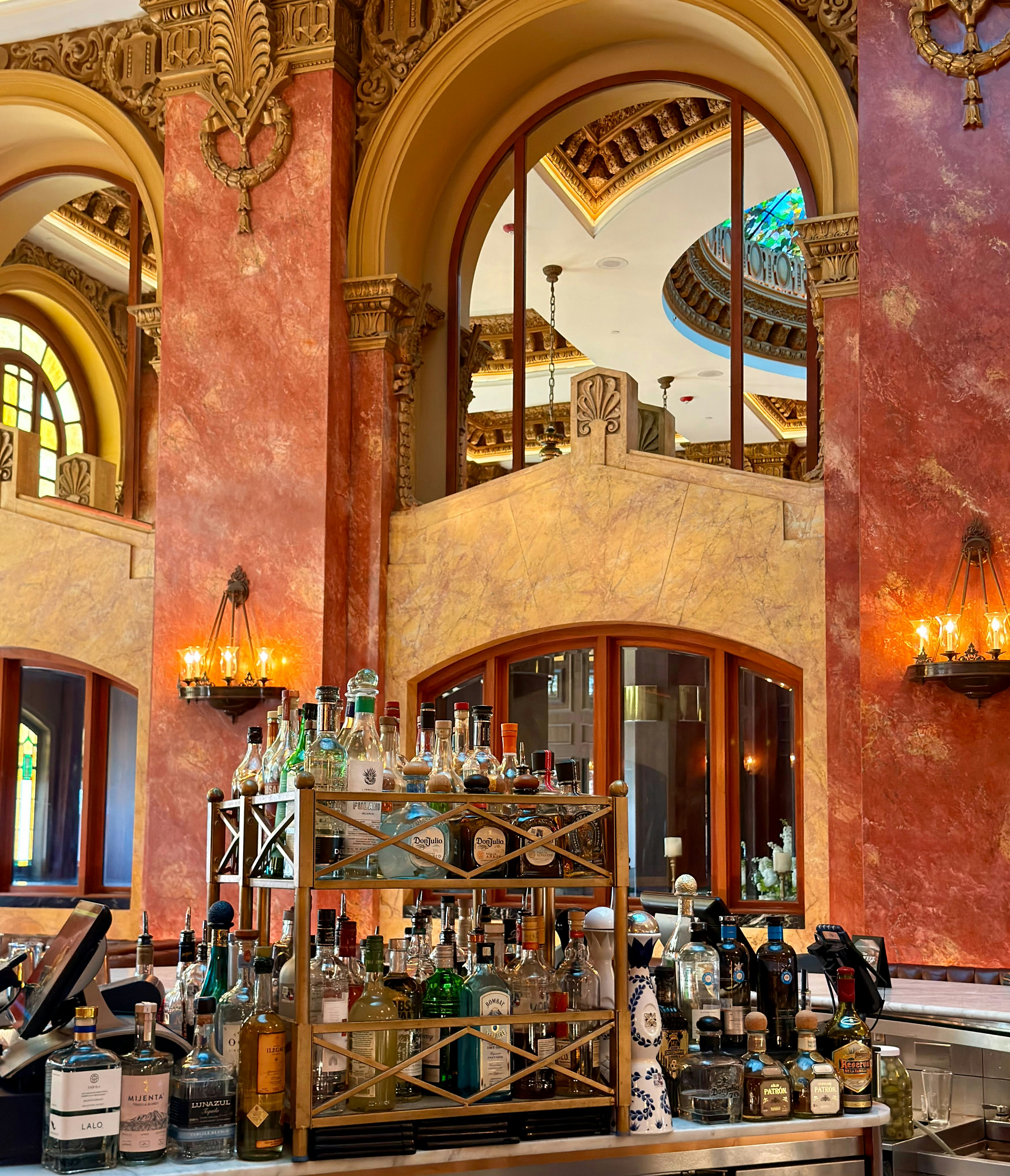 Bar alcoves and curved arches: an opulent interior