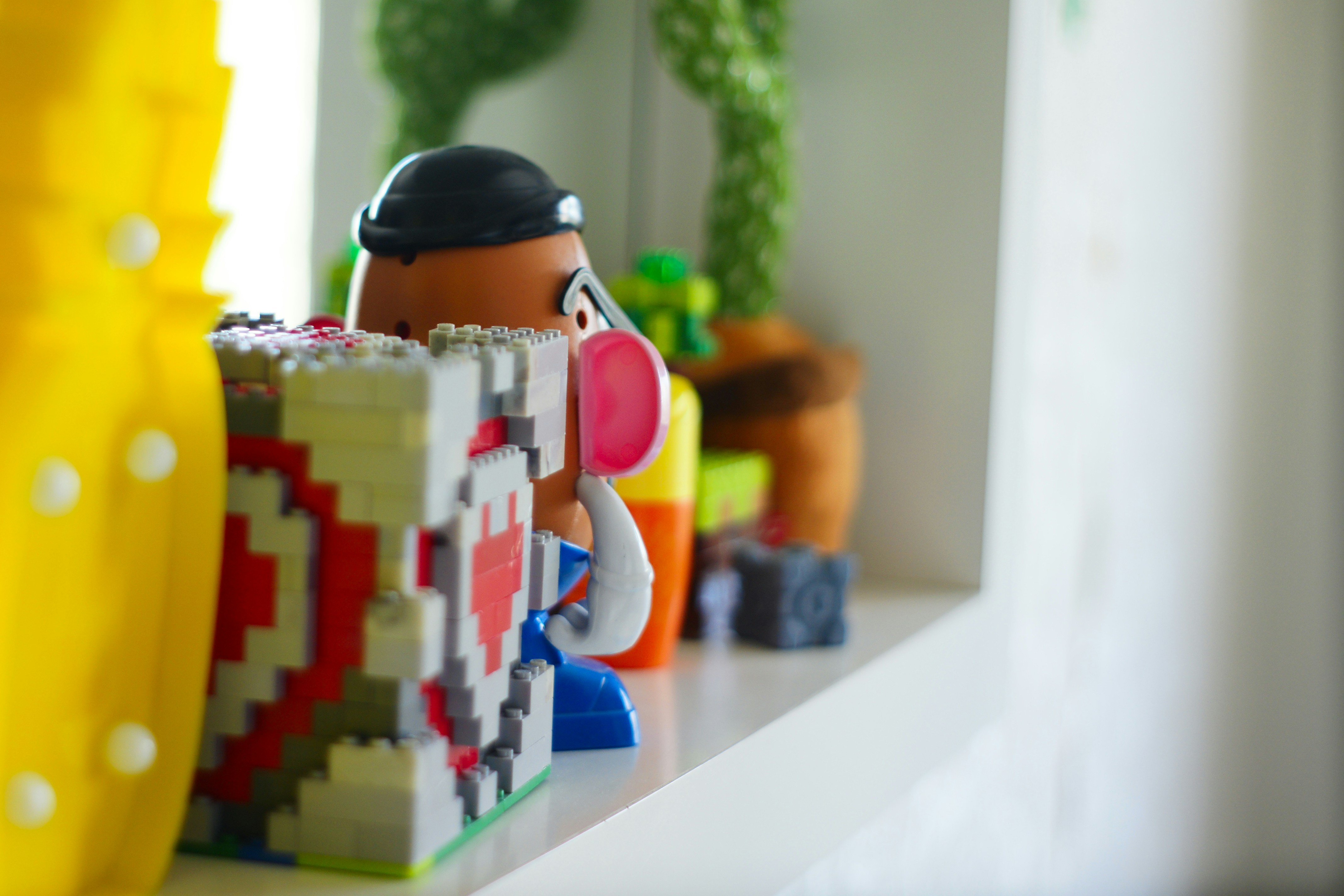 Blocky Toy Portrait: A Lego-ish Scene in Soft Focus