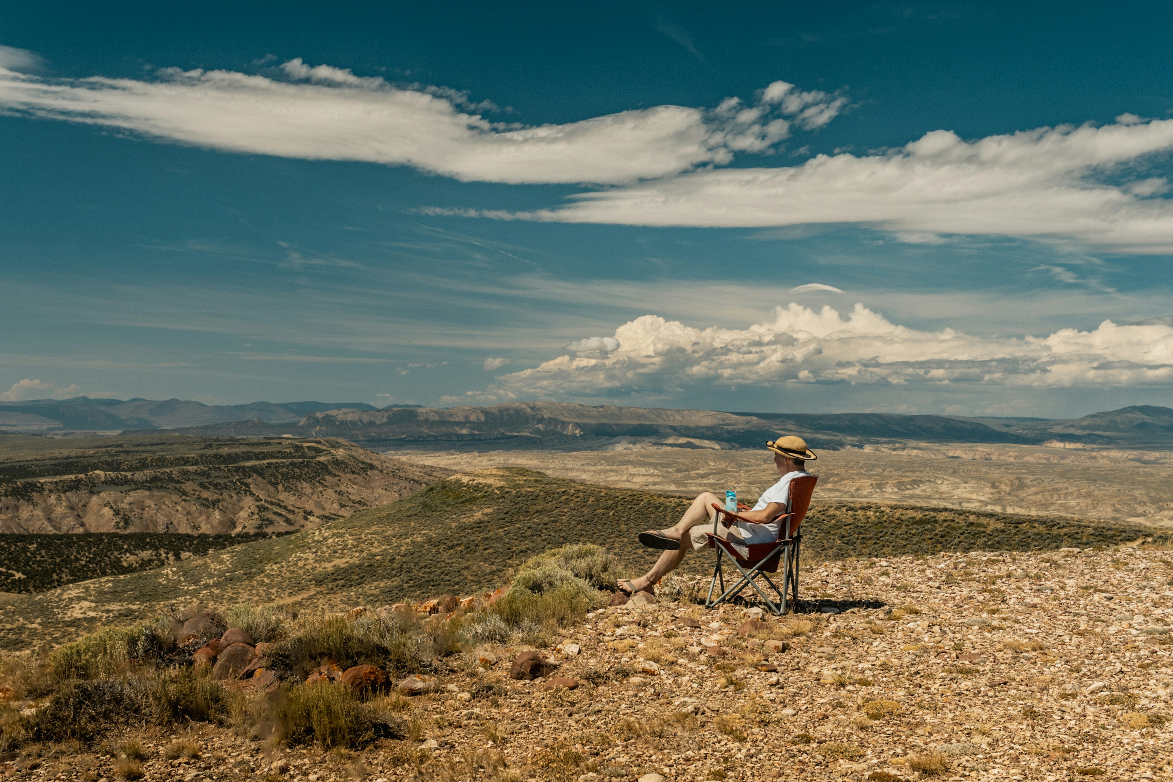 Solitary Viewpoint: A Reclining Moment Above the Desert Rim