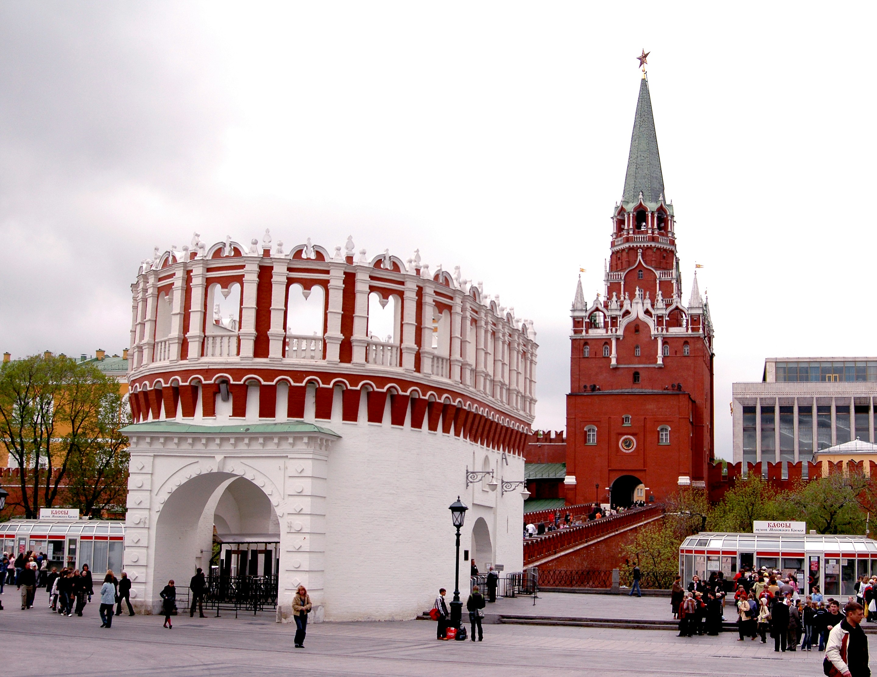 Gatekeeper of the White City: Vorontsov Gate and Kremlin Tower in Red Square