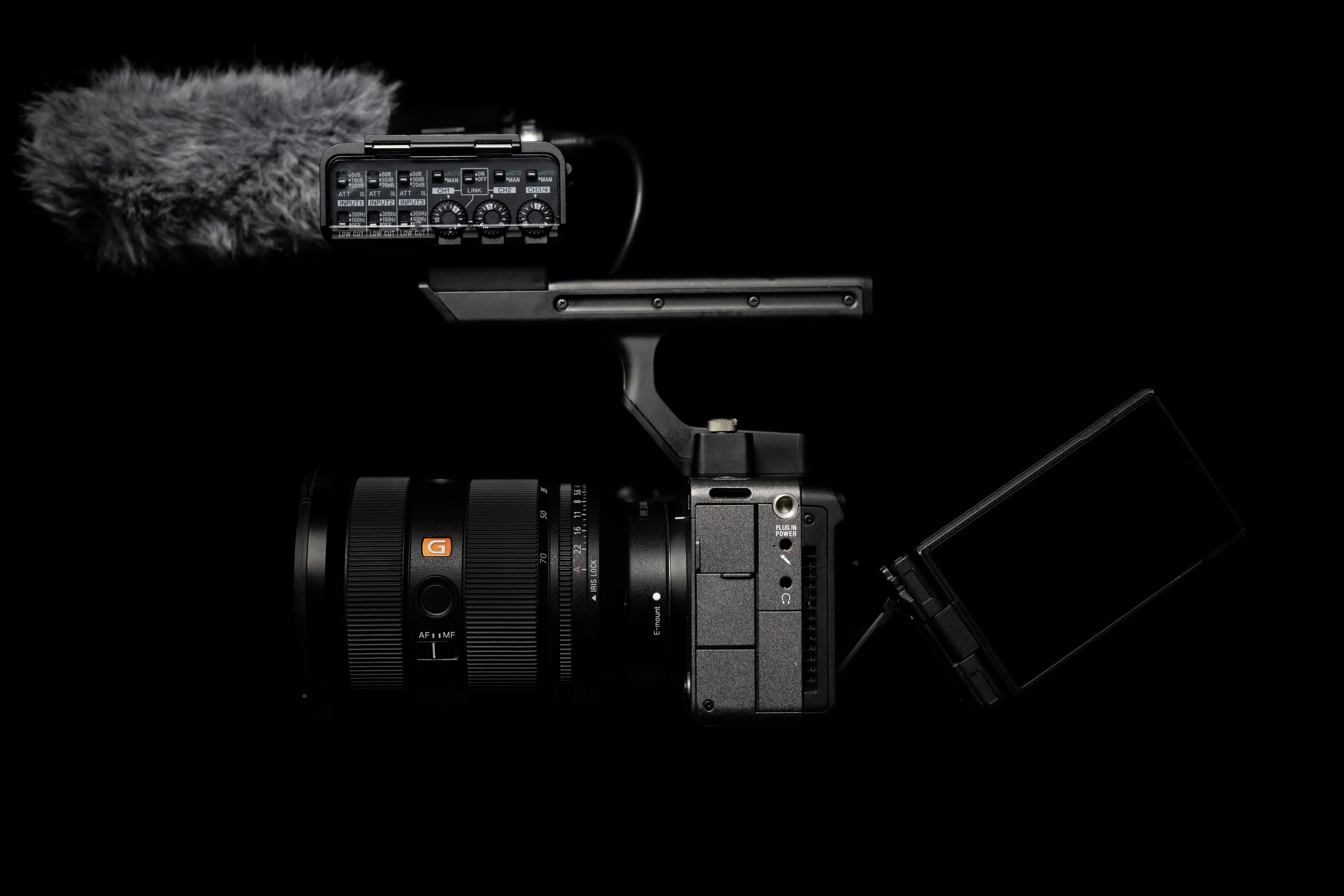 Moonlit Rig: A Pro Video Setup in Minimalist Studio
