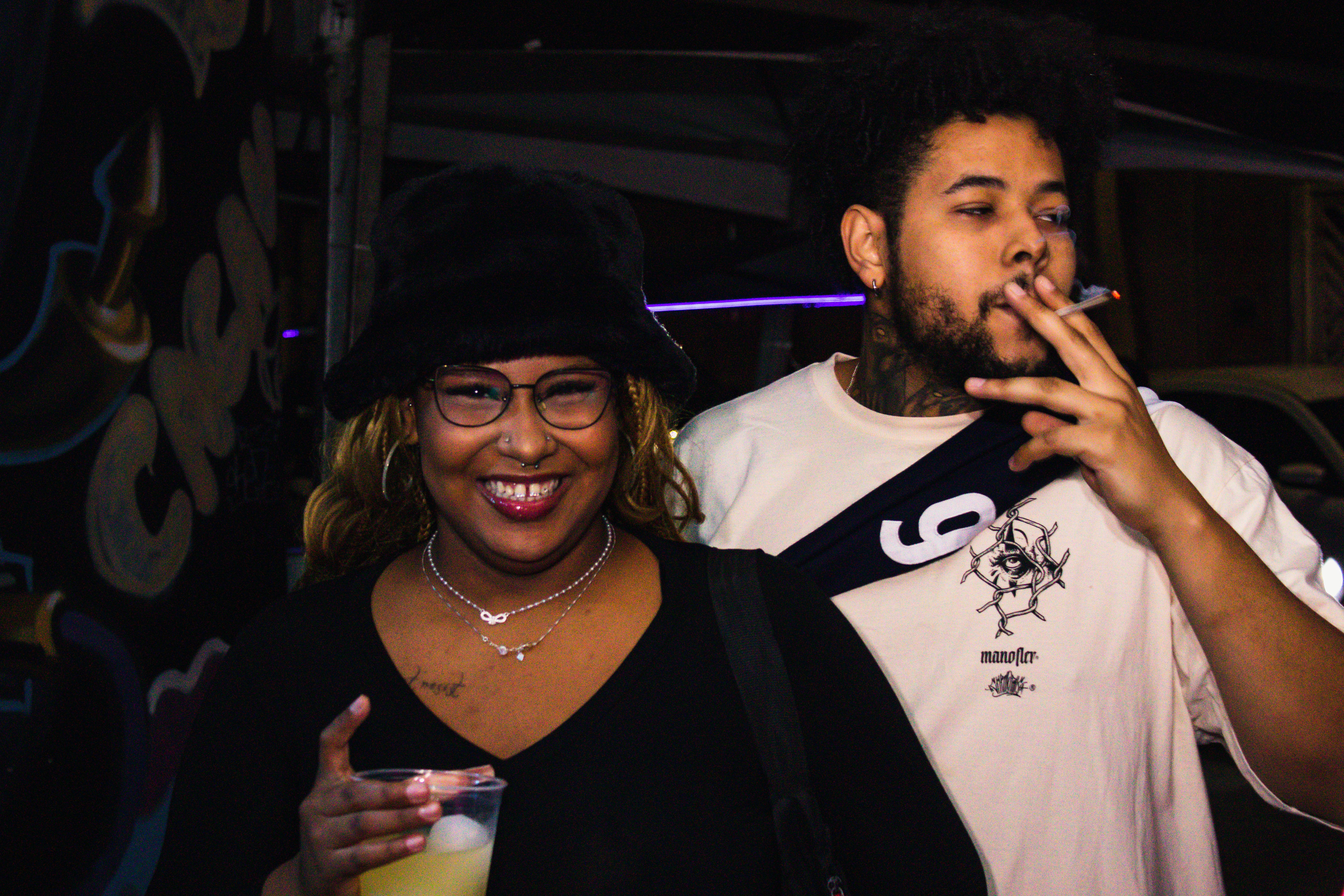 Nightlife Portrait: Friends in Neon Glow