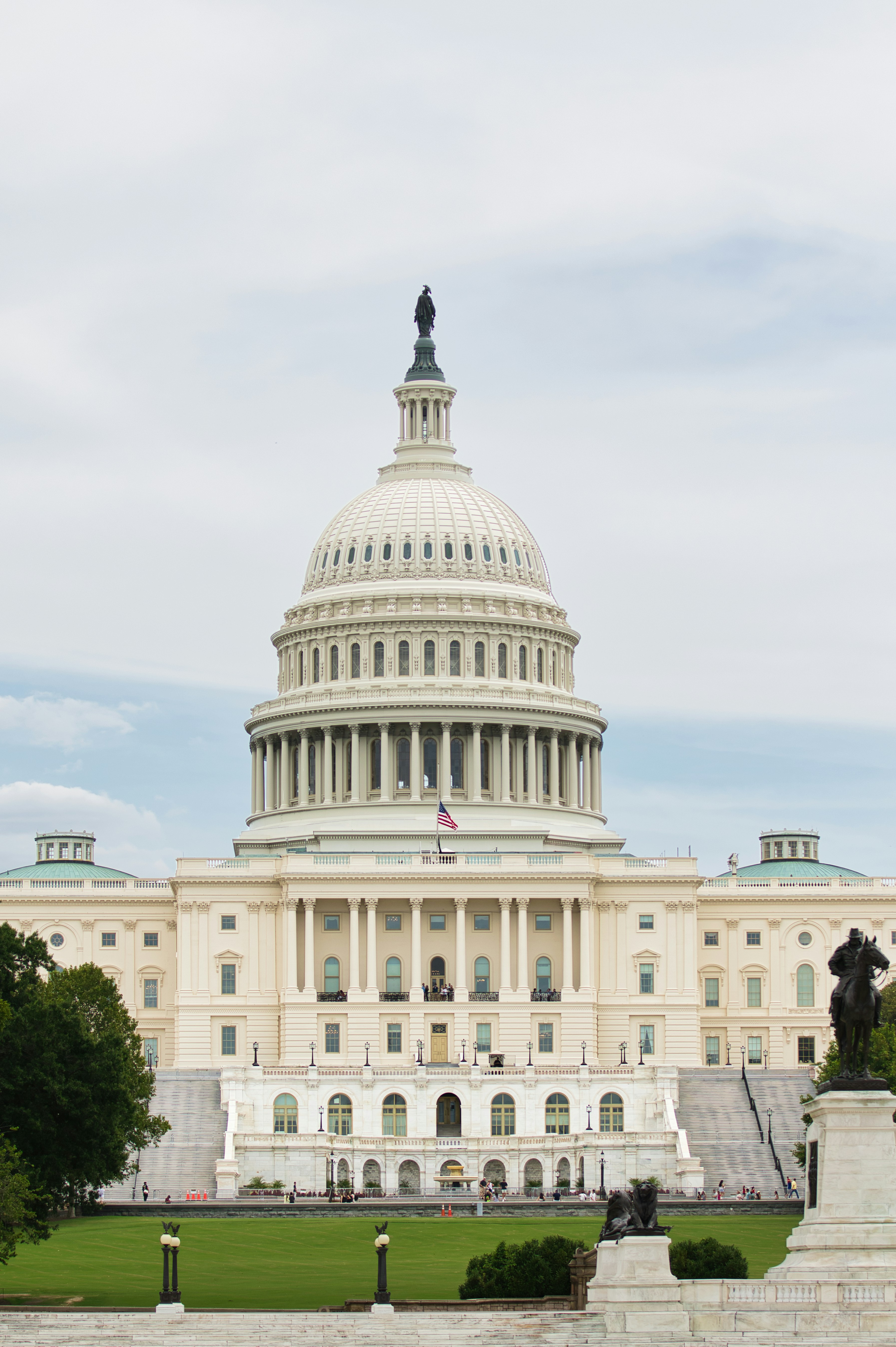 Capitol in Focus: The Capitol Dome Rising Over the Forecourt