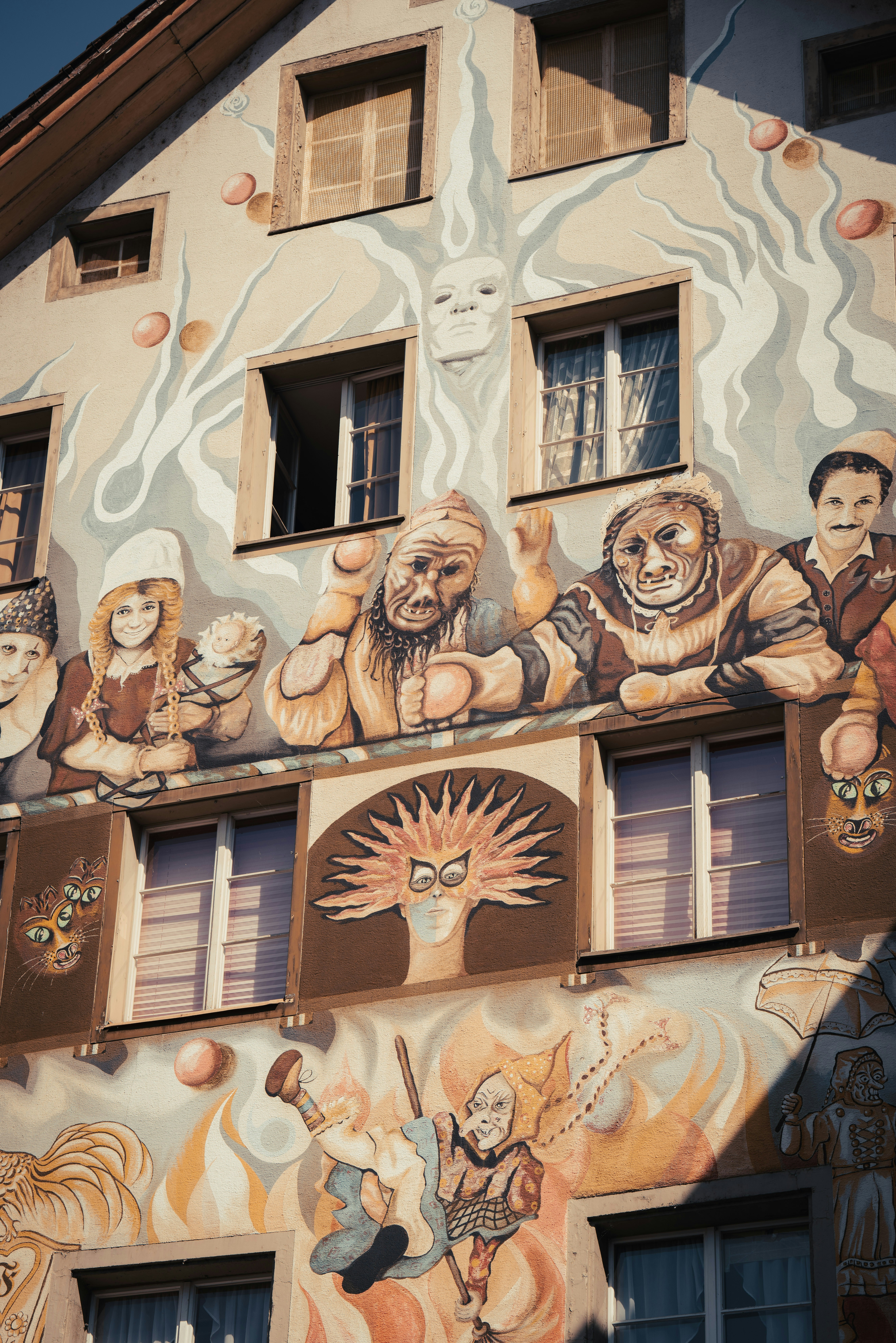  Facade of Fantastical Figures: Murals that Meet the Windows