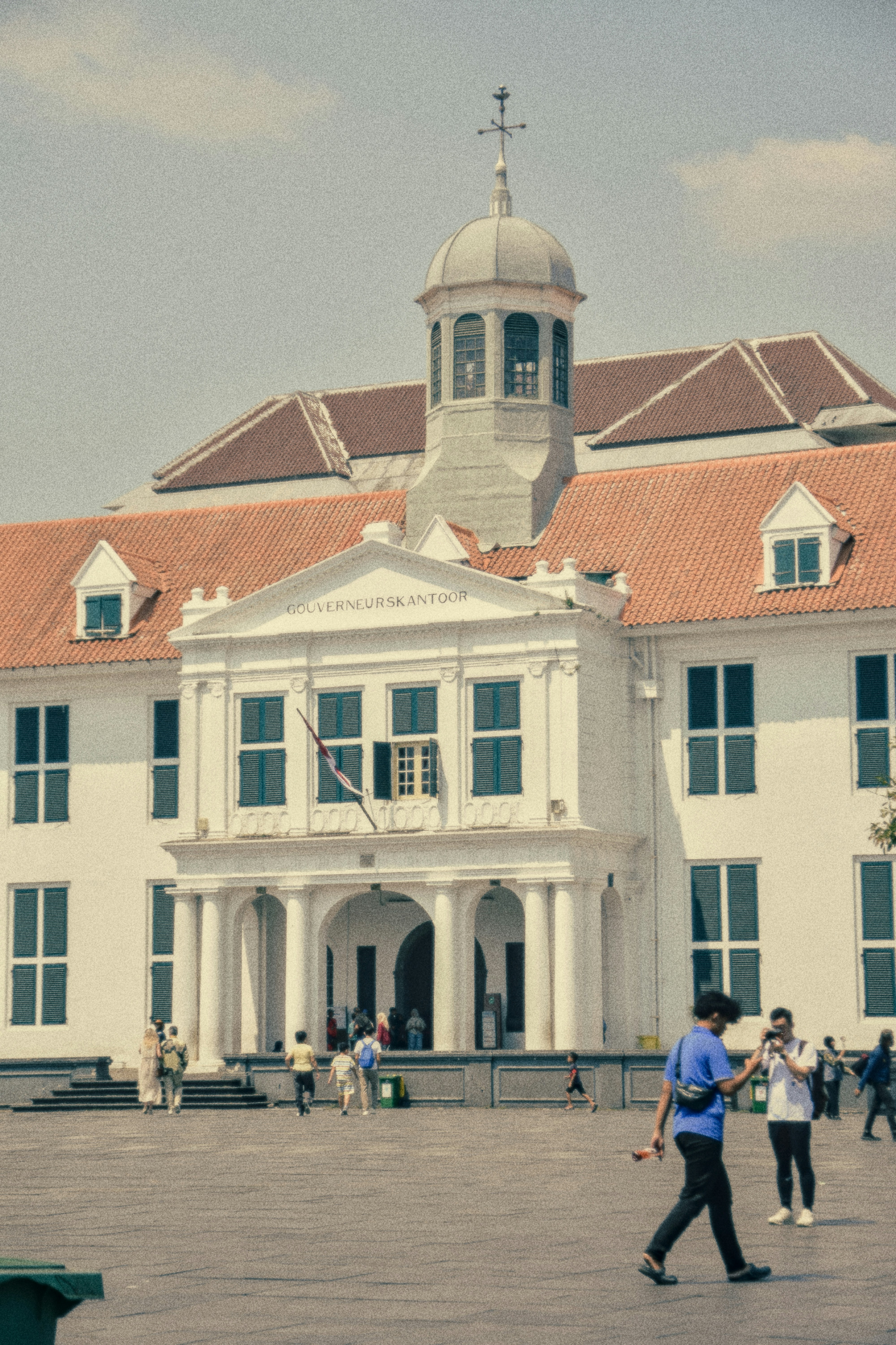 Goverment’s Hall on a sunlit square