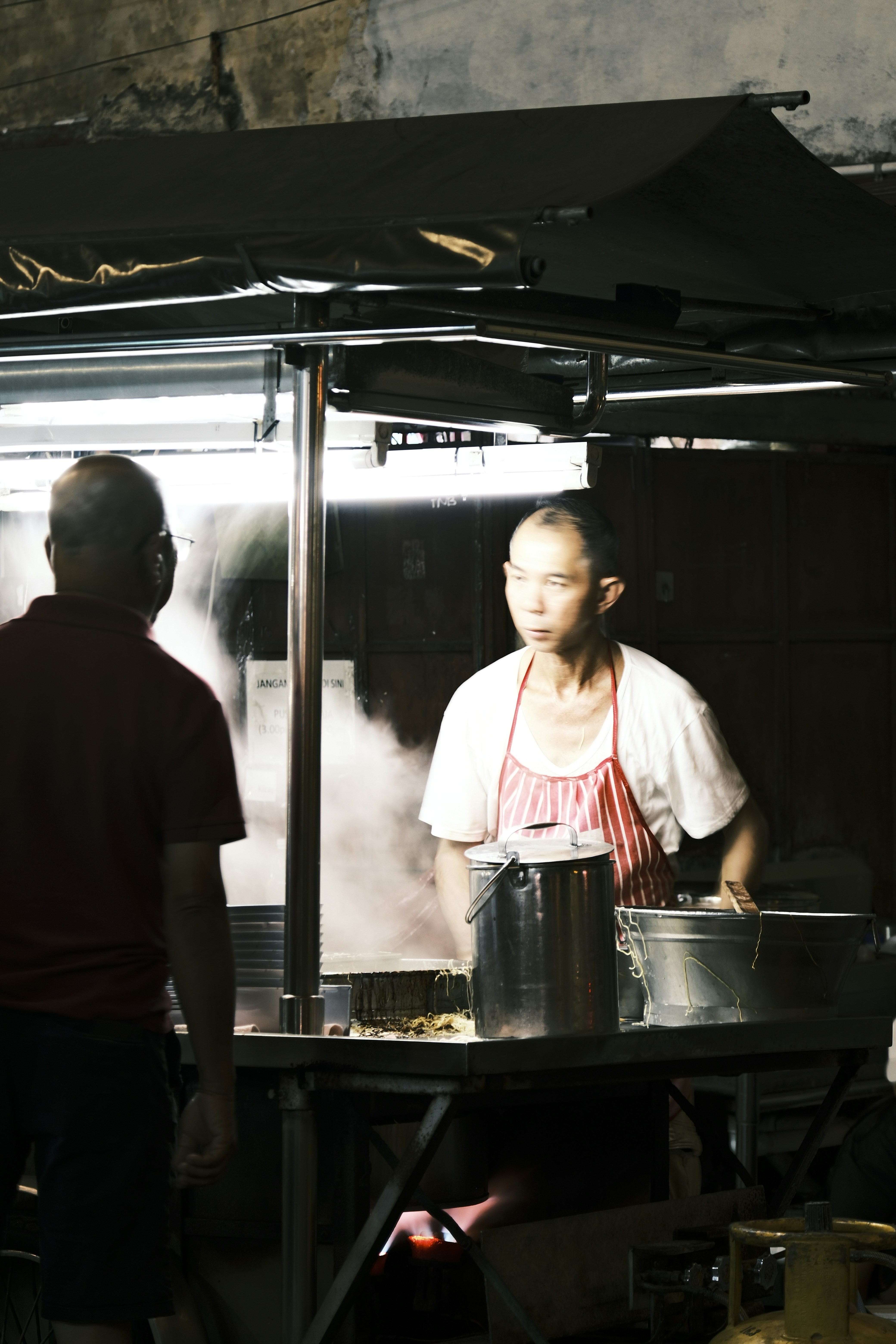 Steam and Steam: A Street Vendor’s Moment