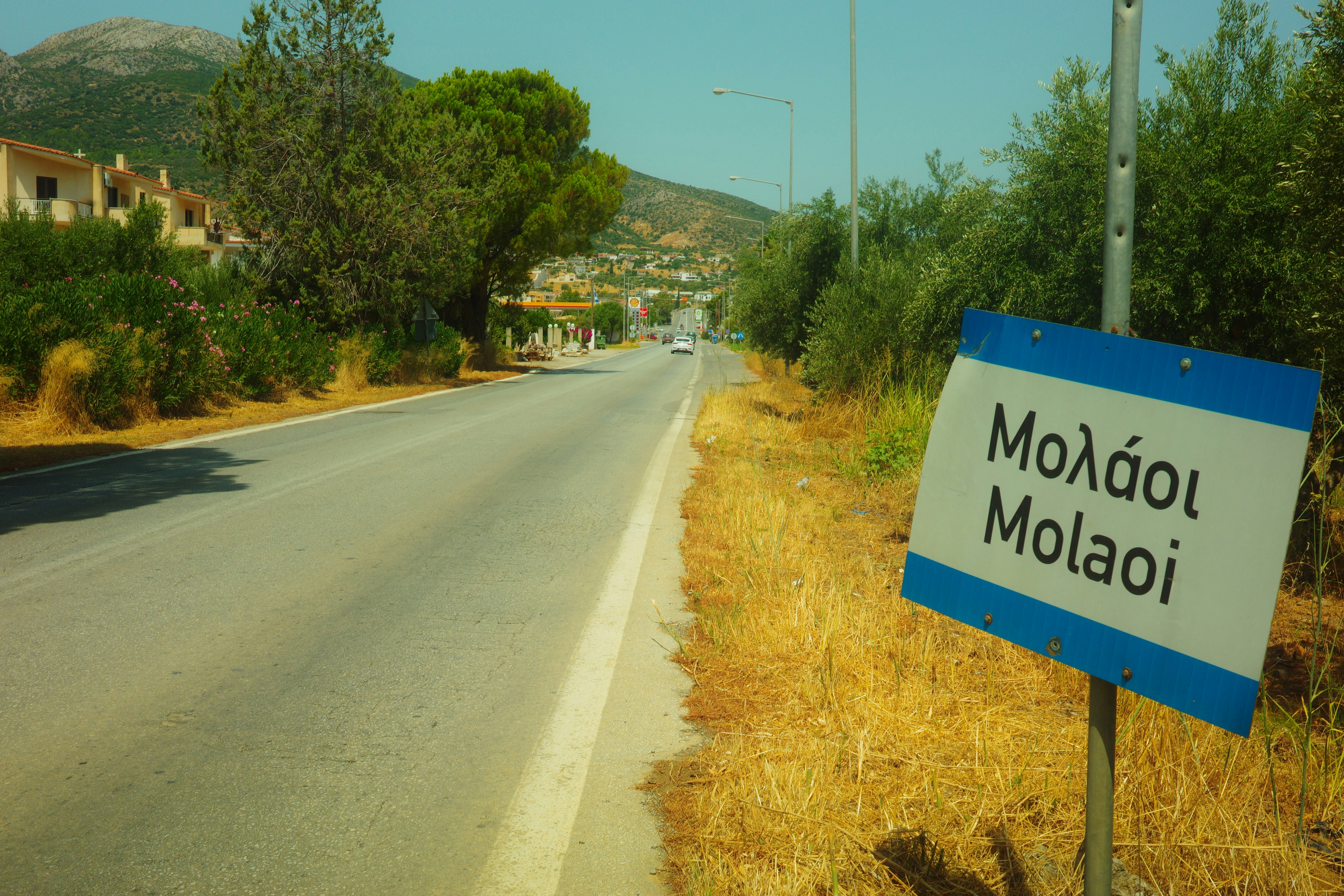 Molaoi Road Sign at the Bend