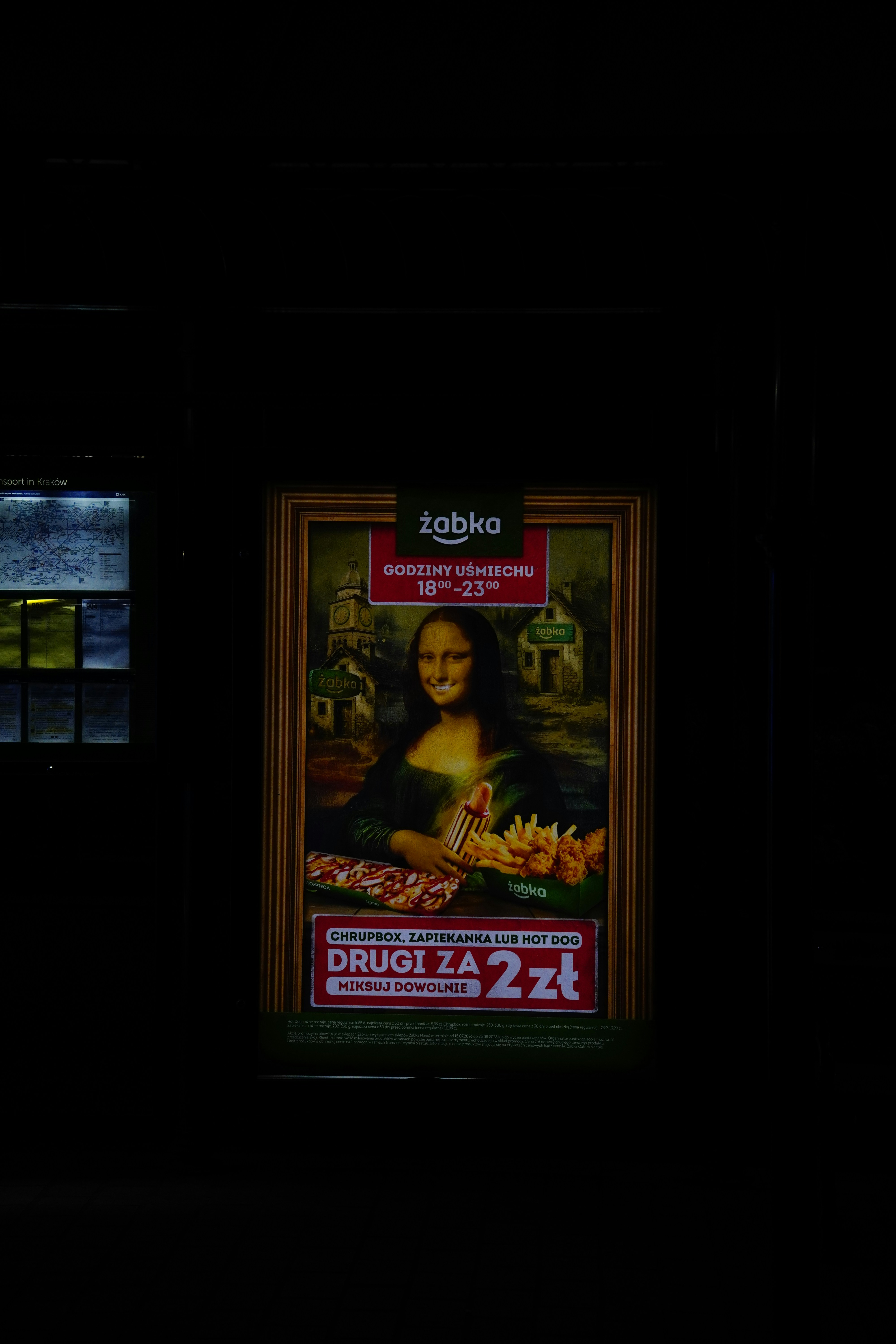 Night Ad Frame: Mona Lisa Glow in Neon Darkness