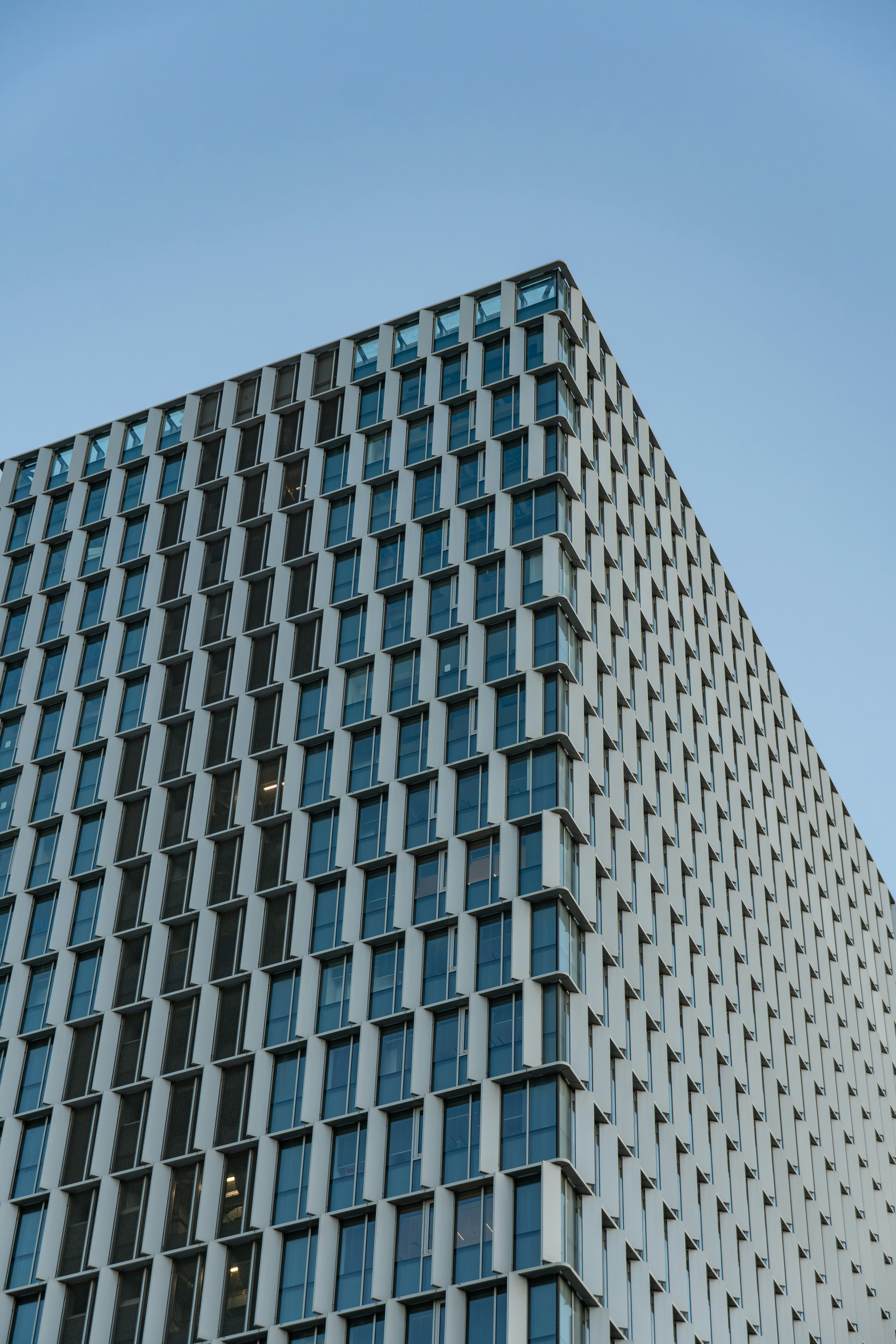 Vertical Grid: A Corner of Precision Architecture Against a Clear Sky