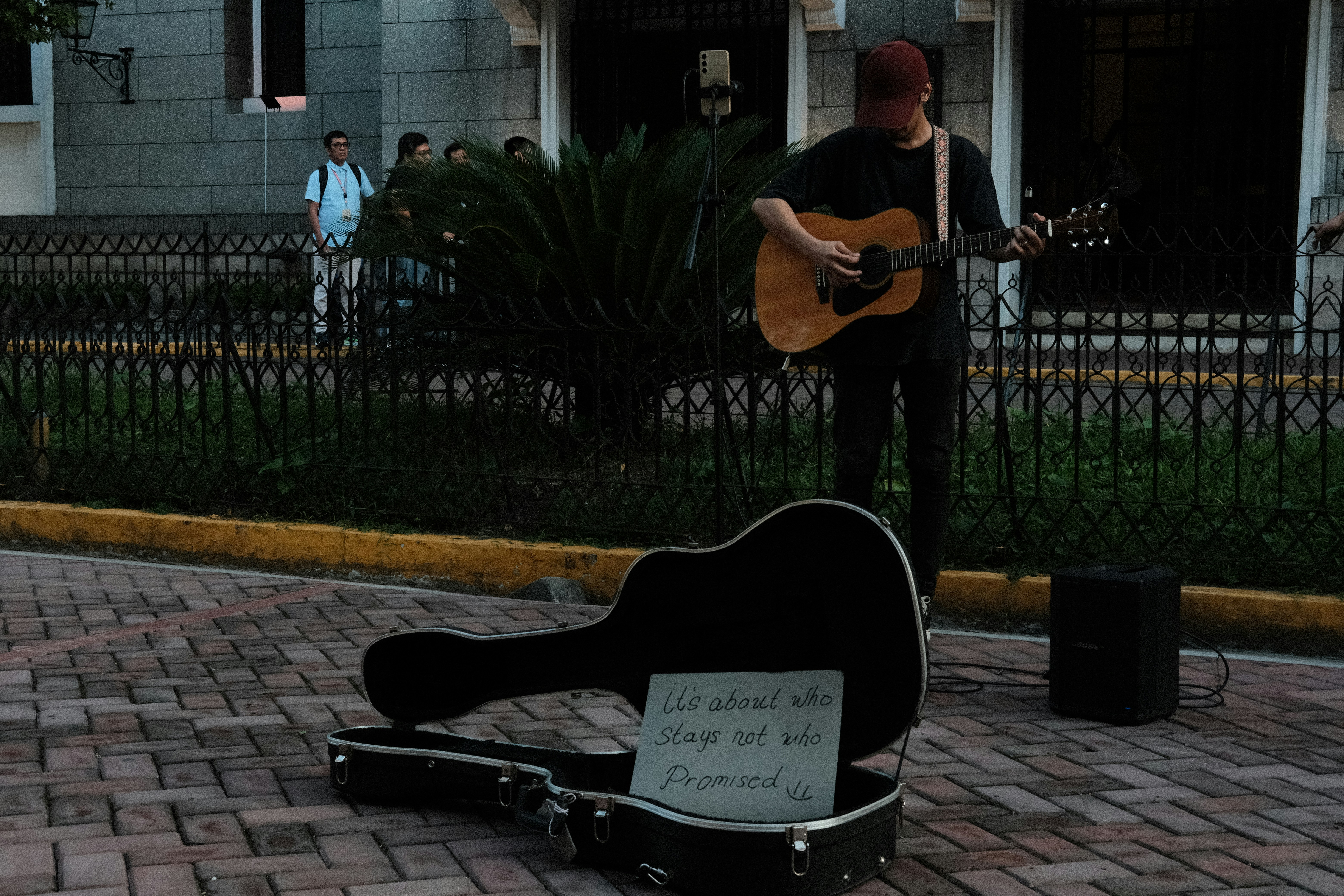 Guitarist in a Quiet Square: Echoes from an Open Case