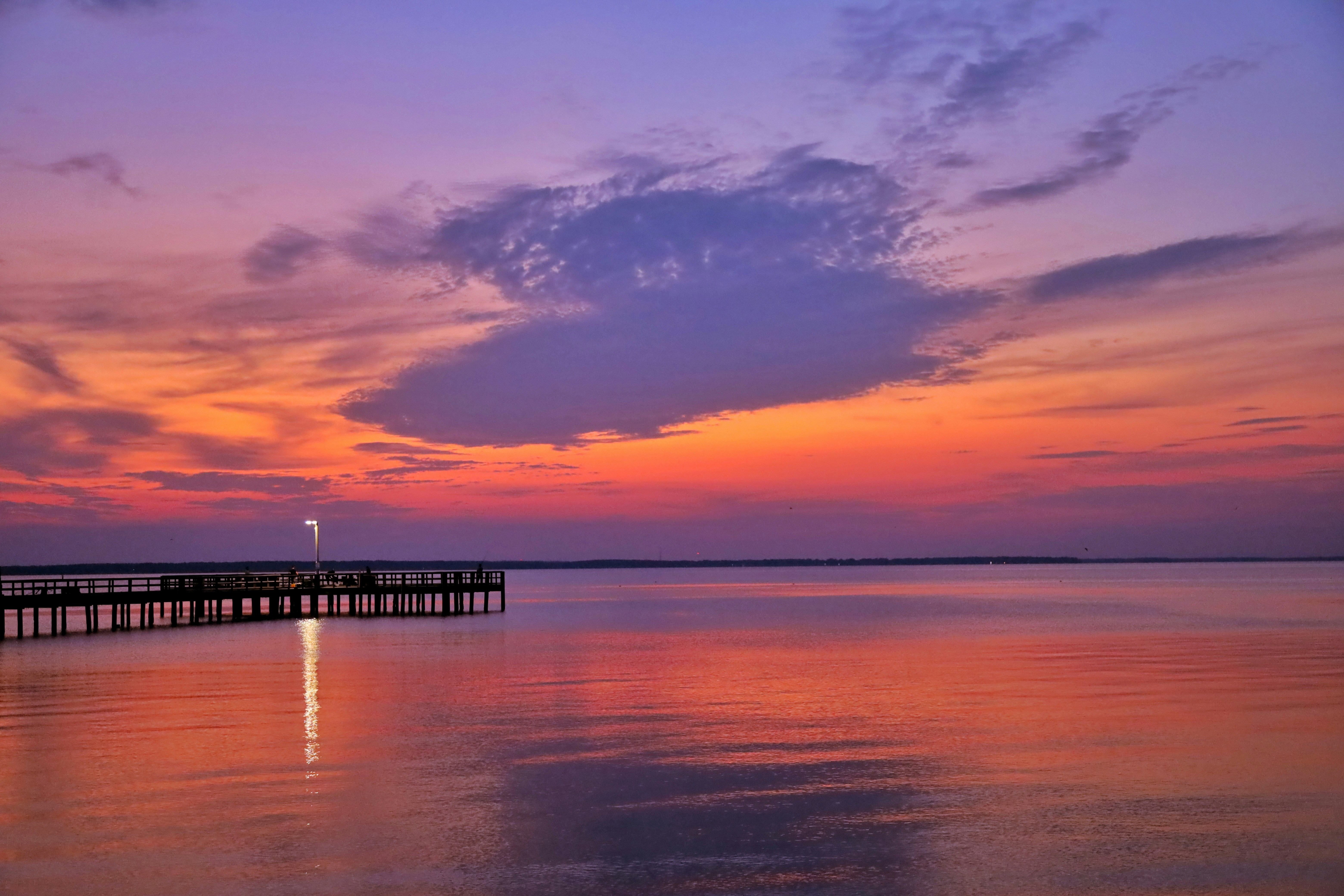 Quiet Dusk Over a Glassy Sea
