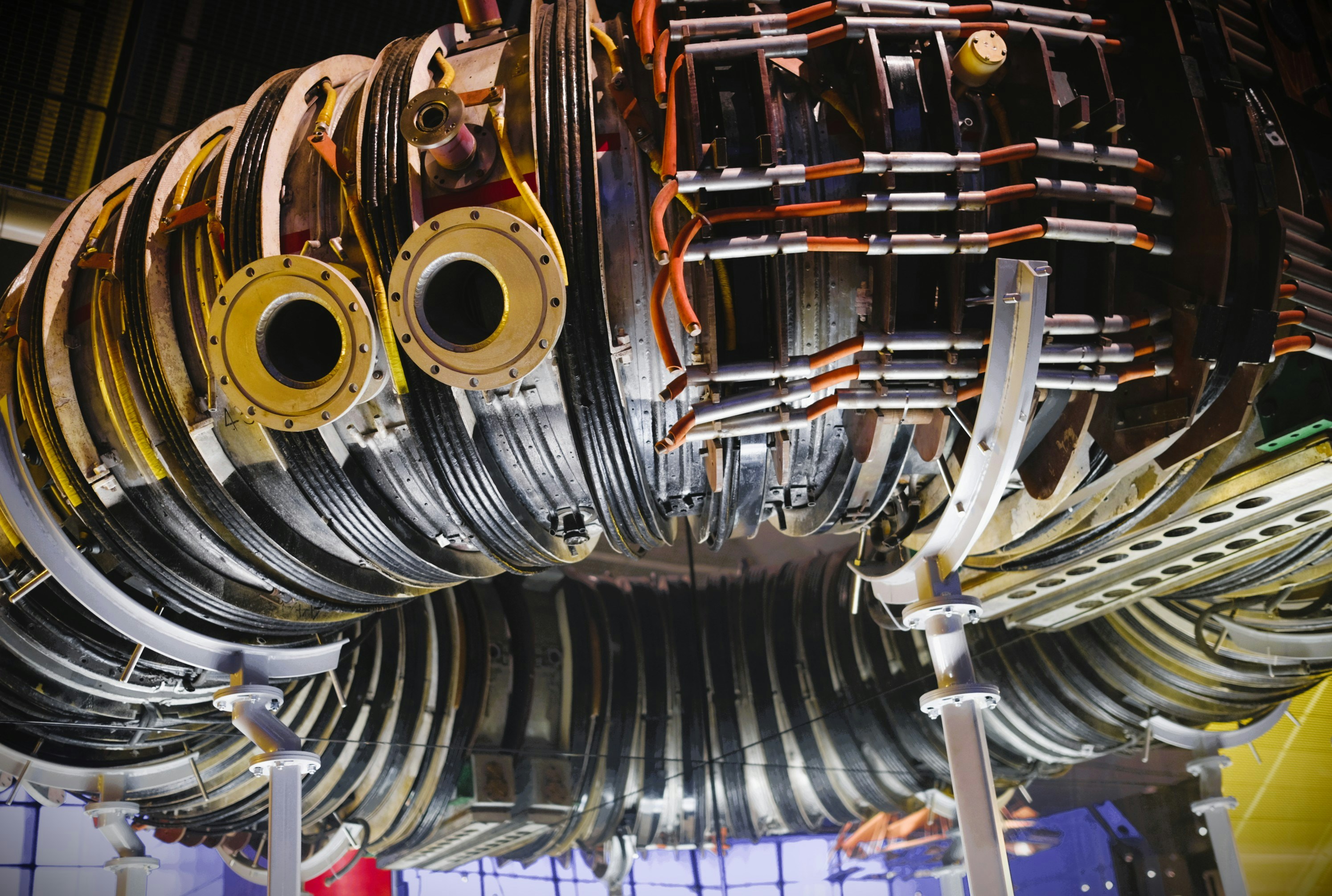 Inside the Turbine Heart: A Close-Up of Aircraft Engine Turbomachinery