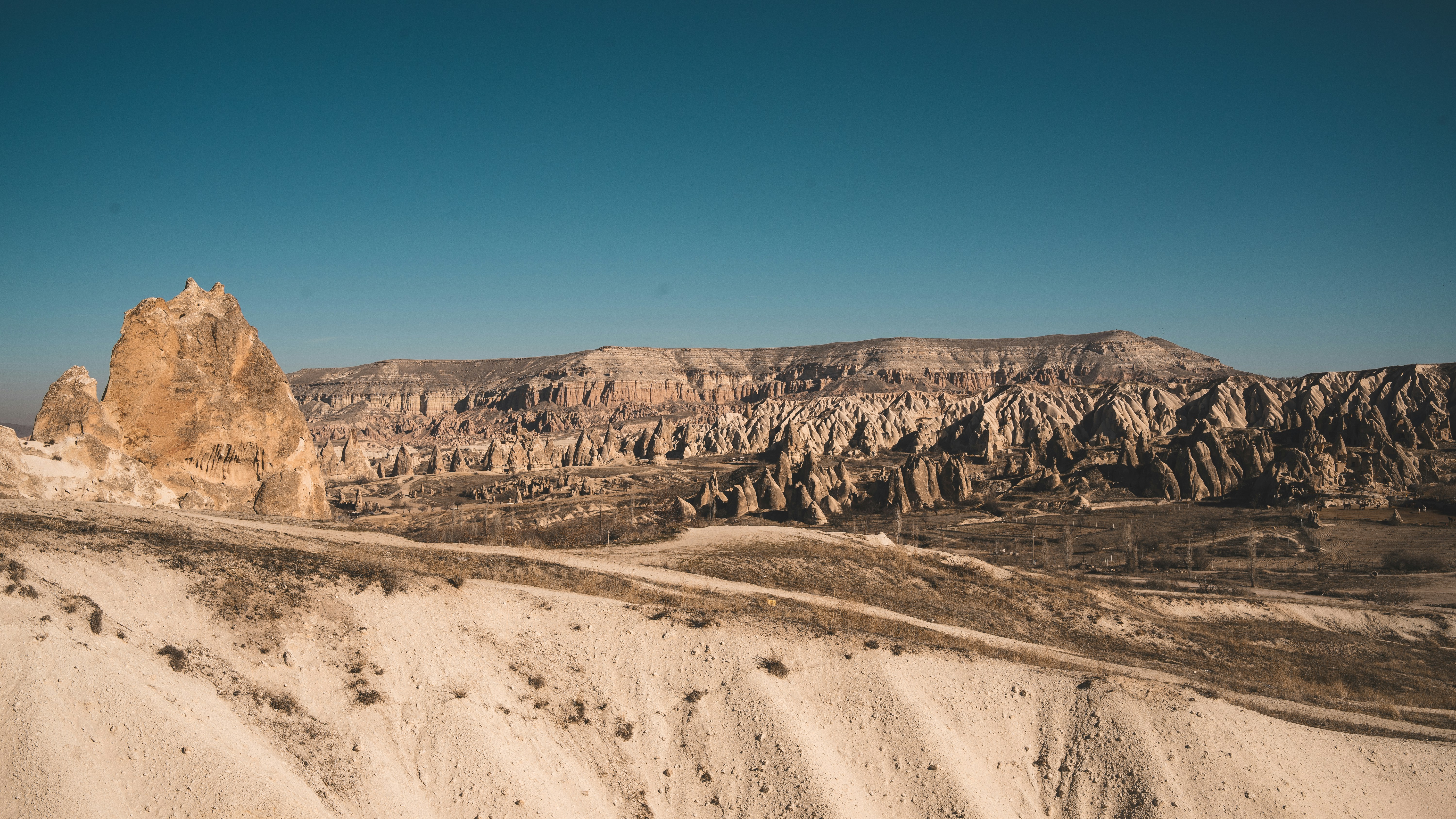 Desert Ridges Under a Clear Horizon